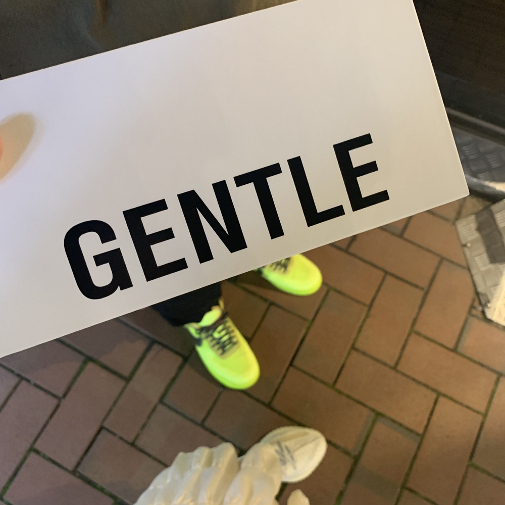 달려라 대꽁 (@dg_yoon) 님의 게시물 | KREAM