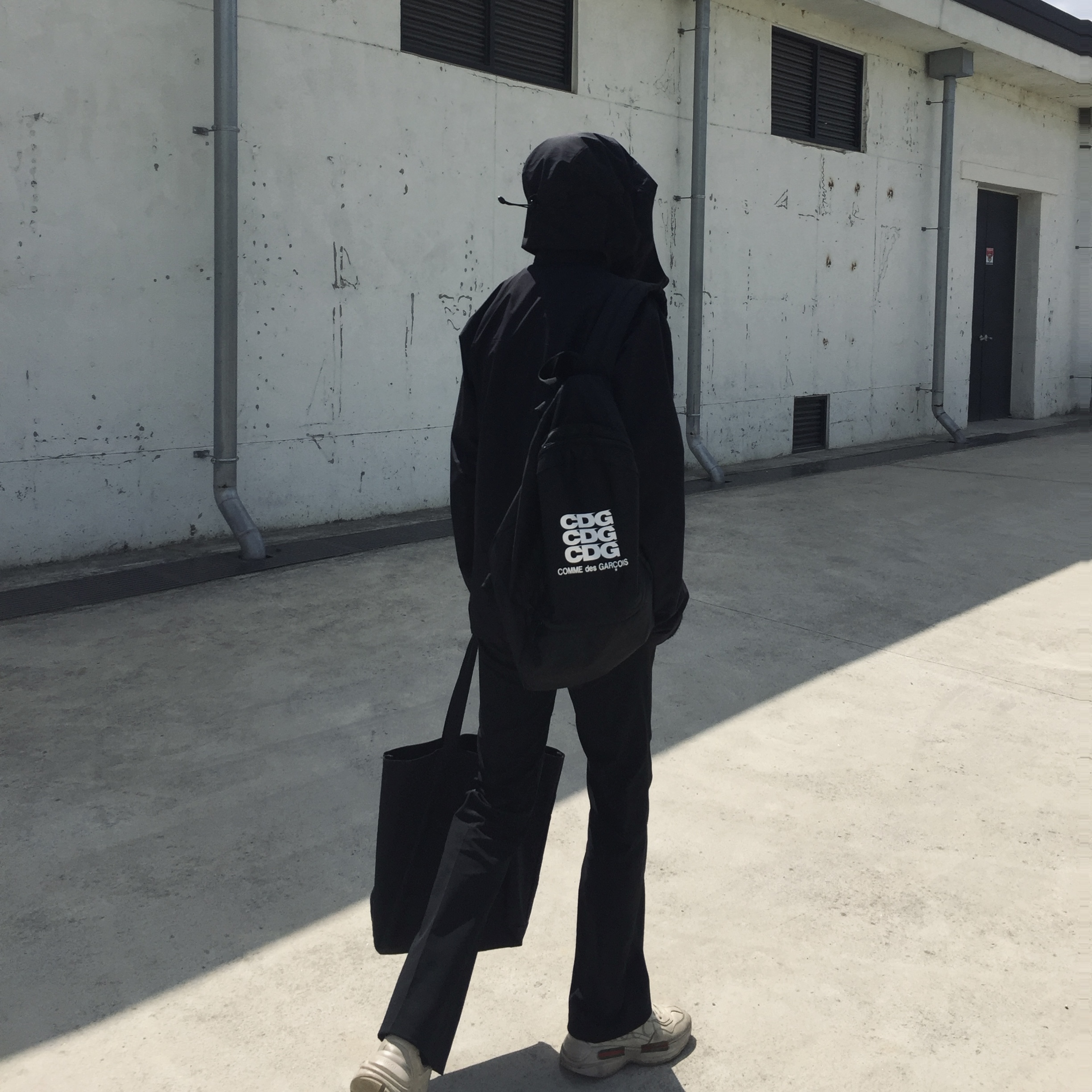 설이연 (@surlyeon) 님의 게시물 | KREAM