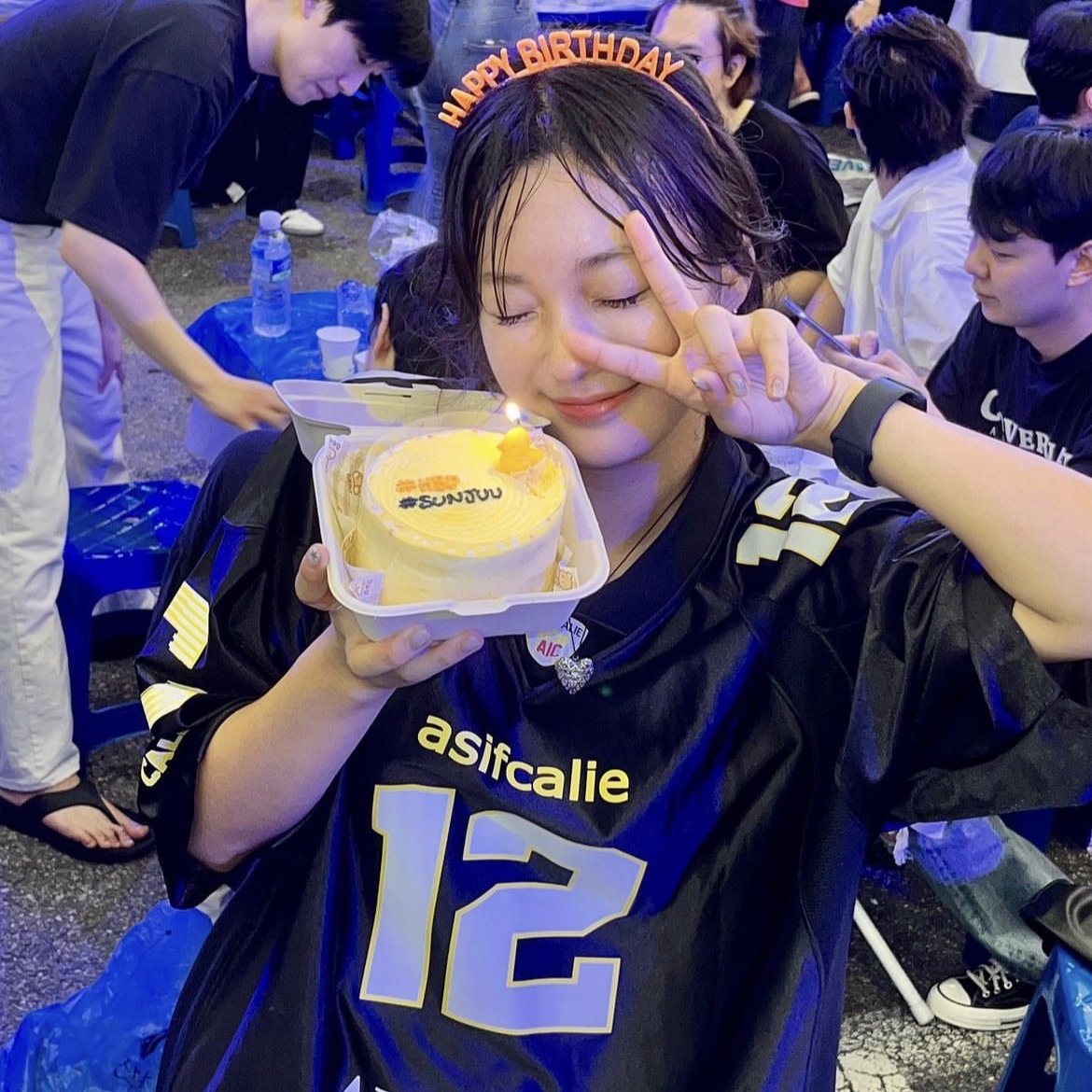 $ (@your_legacy) 님의 게시물 | KREAM