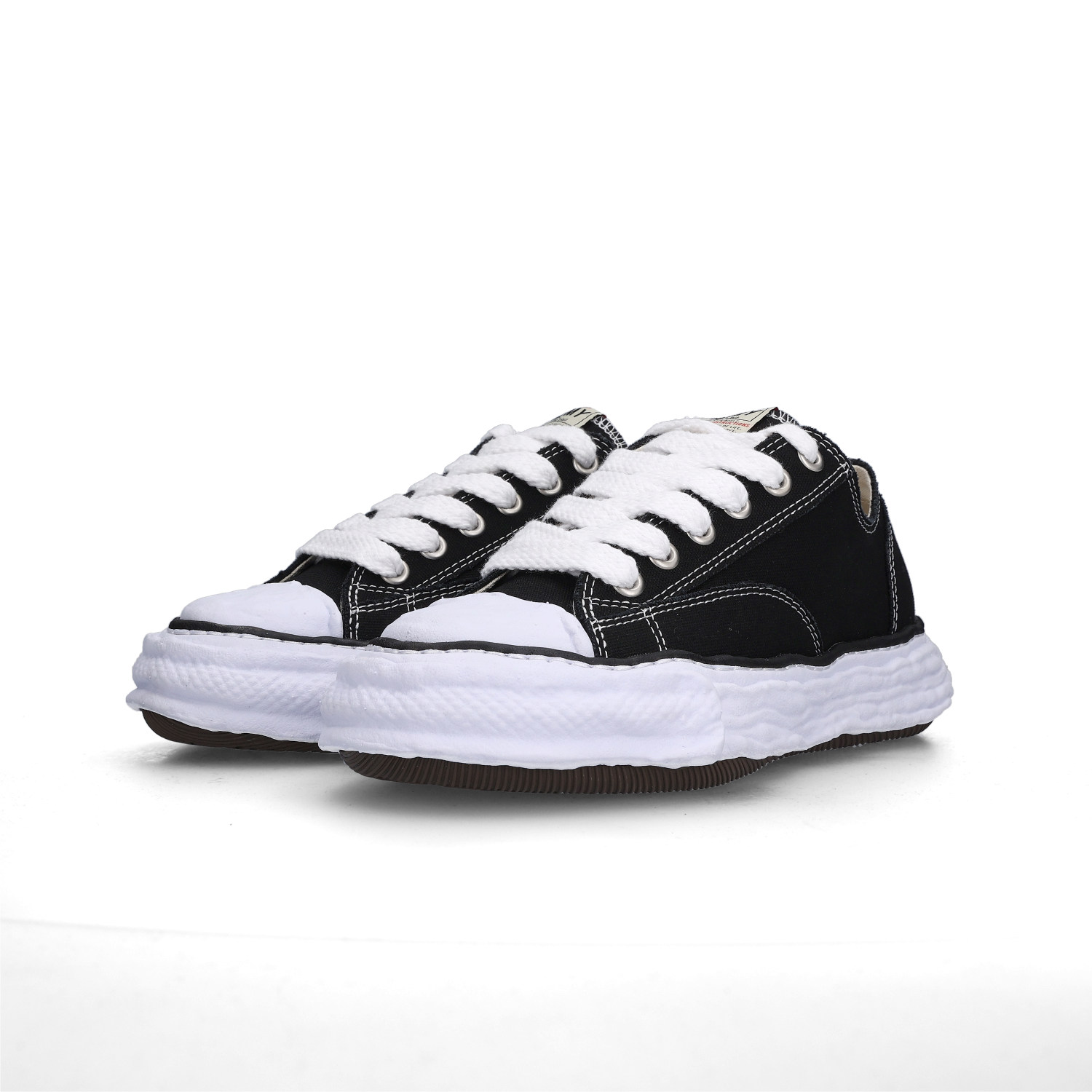 메종 미하라 야스히로 피터슨23 OG 솔 캔버스 로우탑 스니커즈 블랙 | KREAM