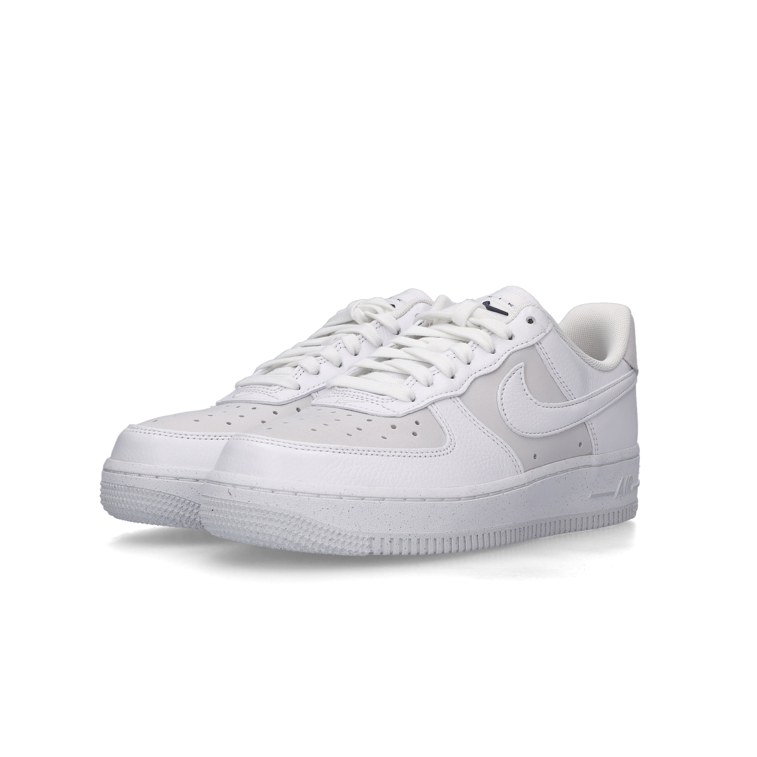 (W) 나이키 에어포스 1 '07 LX 화이트 앤 포톤 더스트 | KREAM