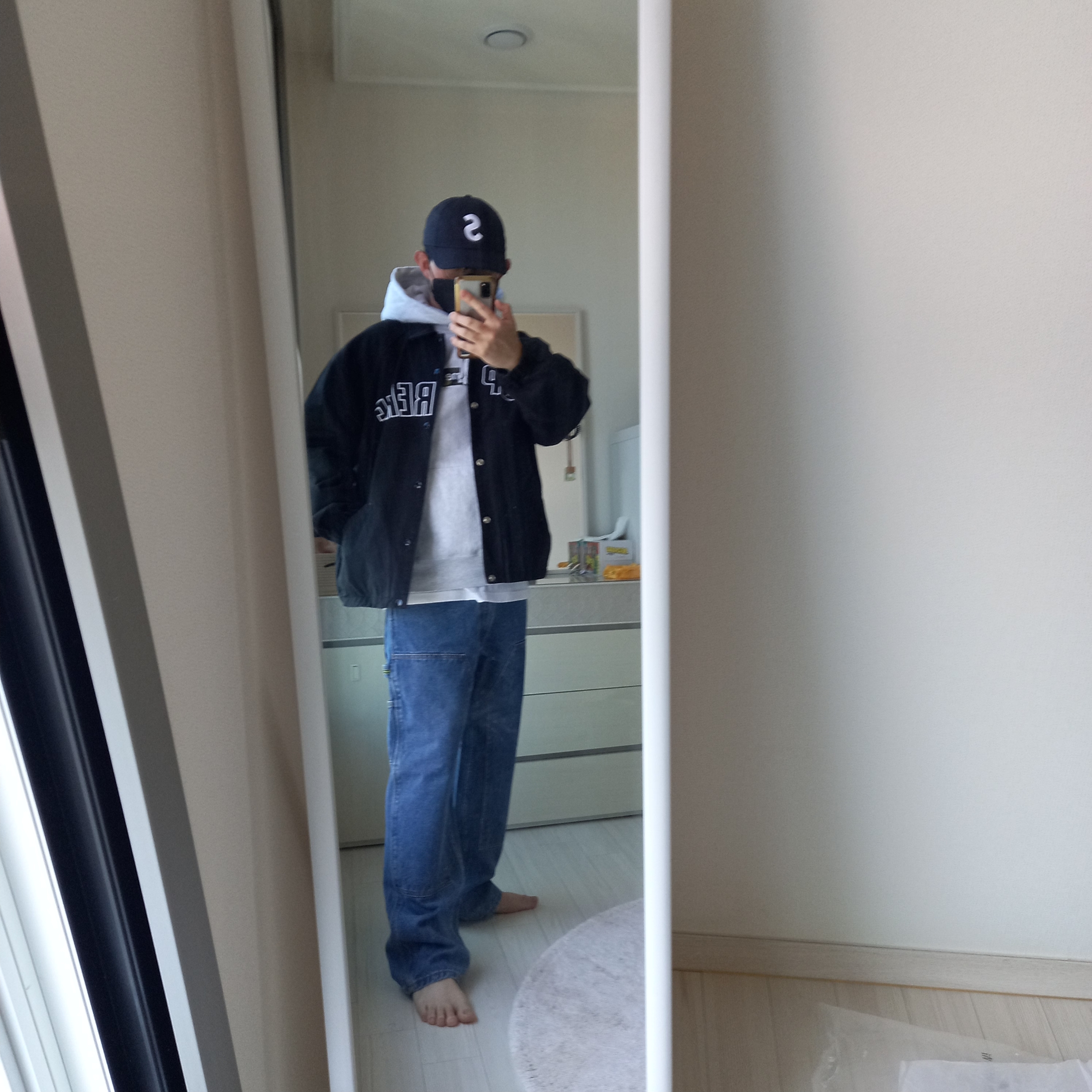 볼캡+코치+카모박로+더블니 코디🖤 | KREAM