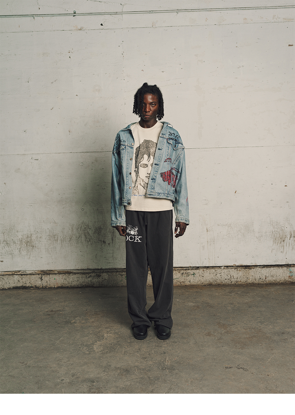 바스켓케이스 카오스 티셔츠 크림 | Basketcase | KREAM