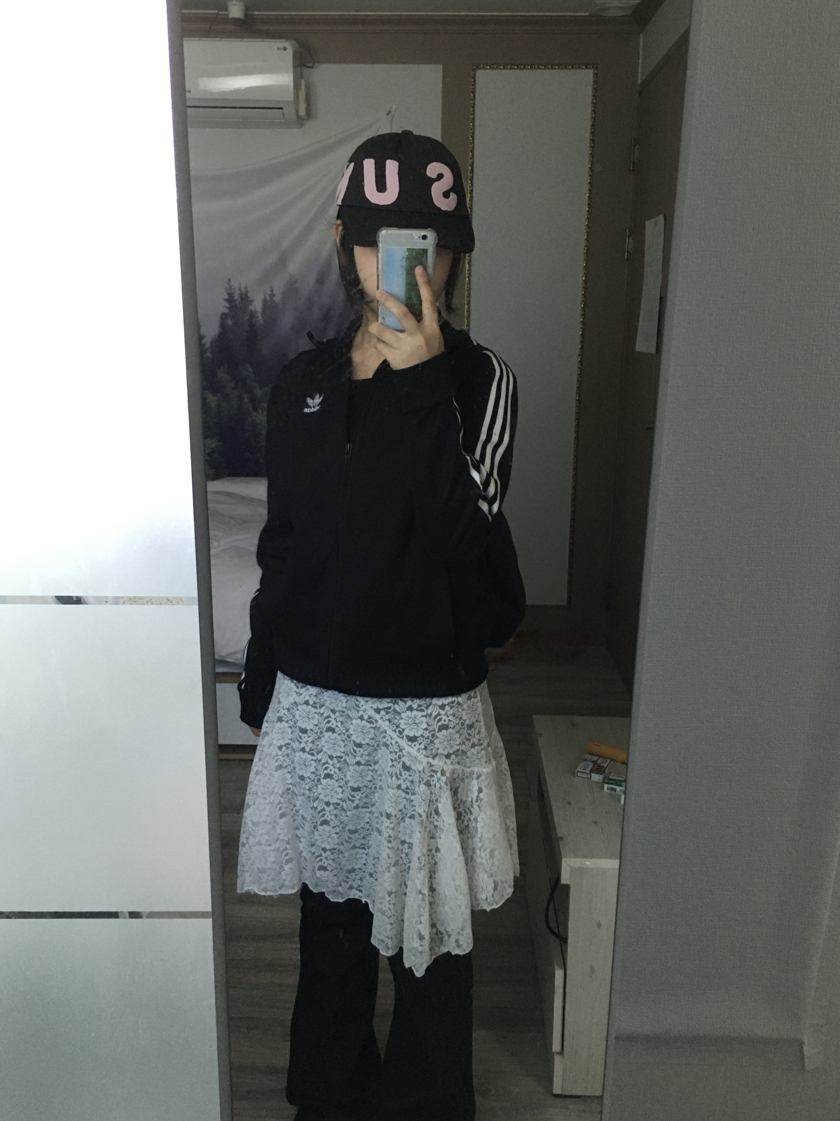 예림 (@yer_1m) 님의 게시물 | KREAM