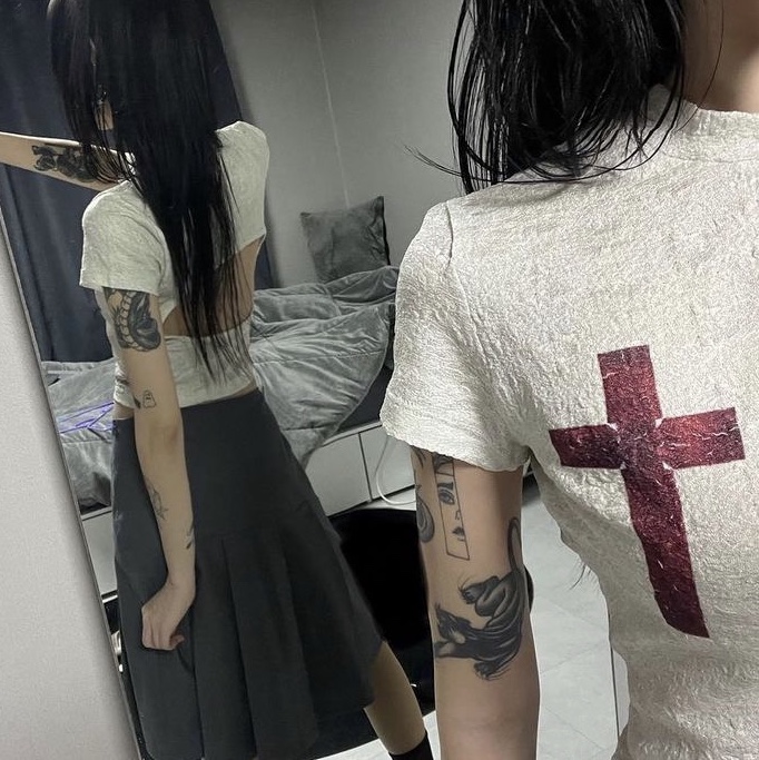 $ (@your_legacy) 님의 게시물 | KREAM