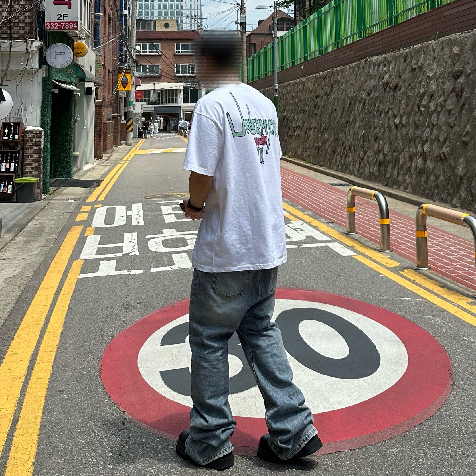 leoclo___ (@leoclo___) 님의 게시물 | KREAM