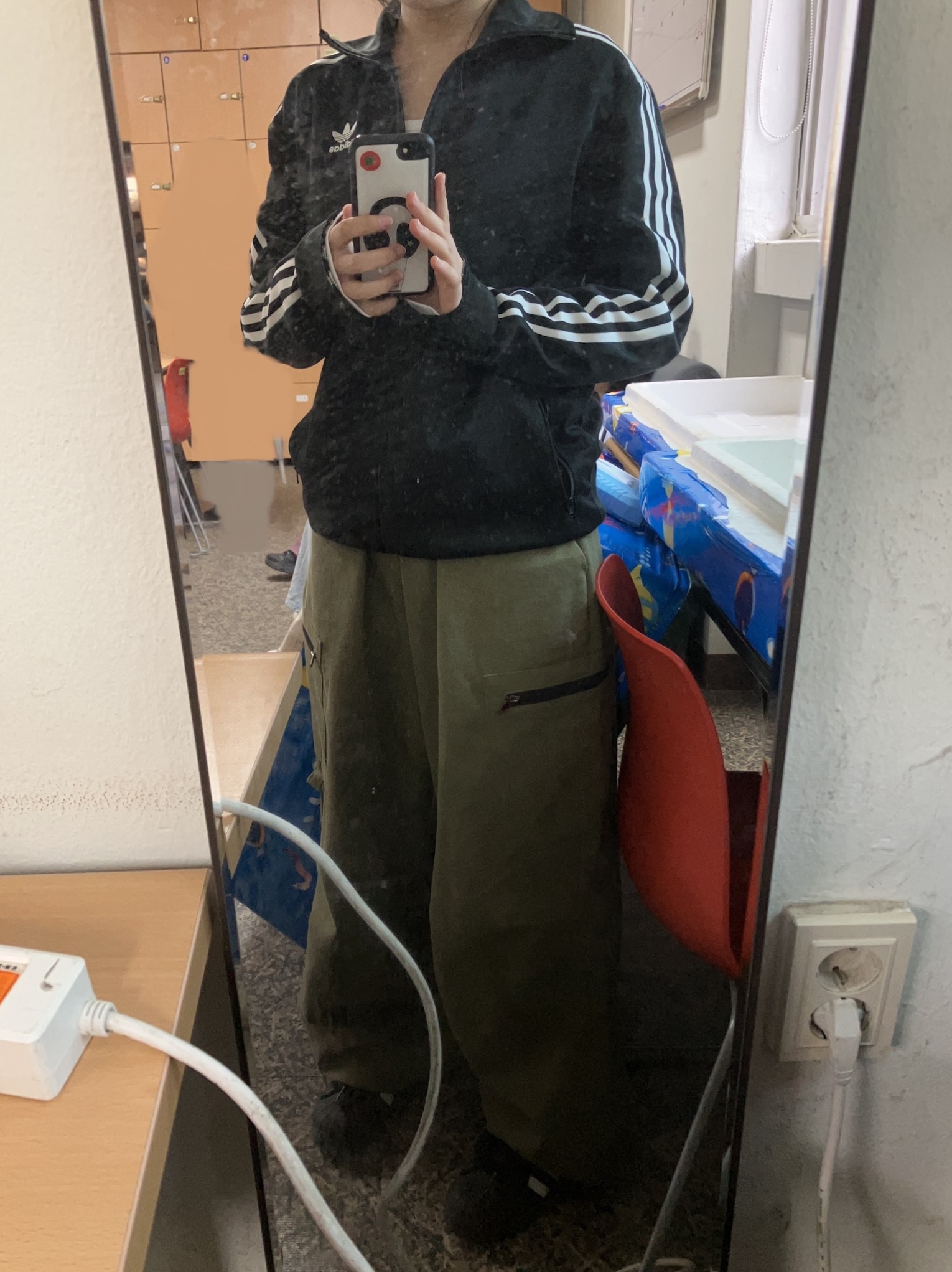 예림 (@yer_1m) 님의 게시물 | KREAM