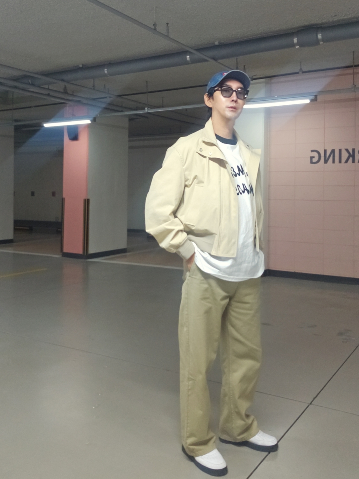 김 현 (@hyunad) 님의 게시물 | KREAM