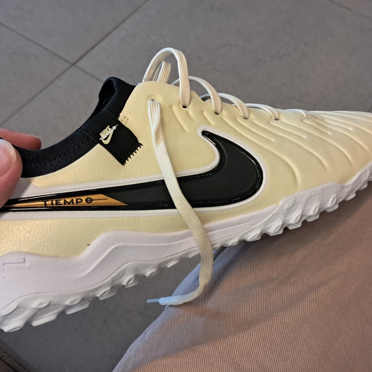 11만3천원 270 | KREAM