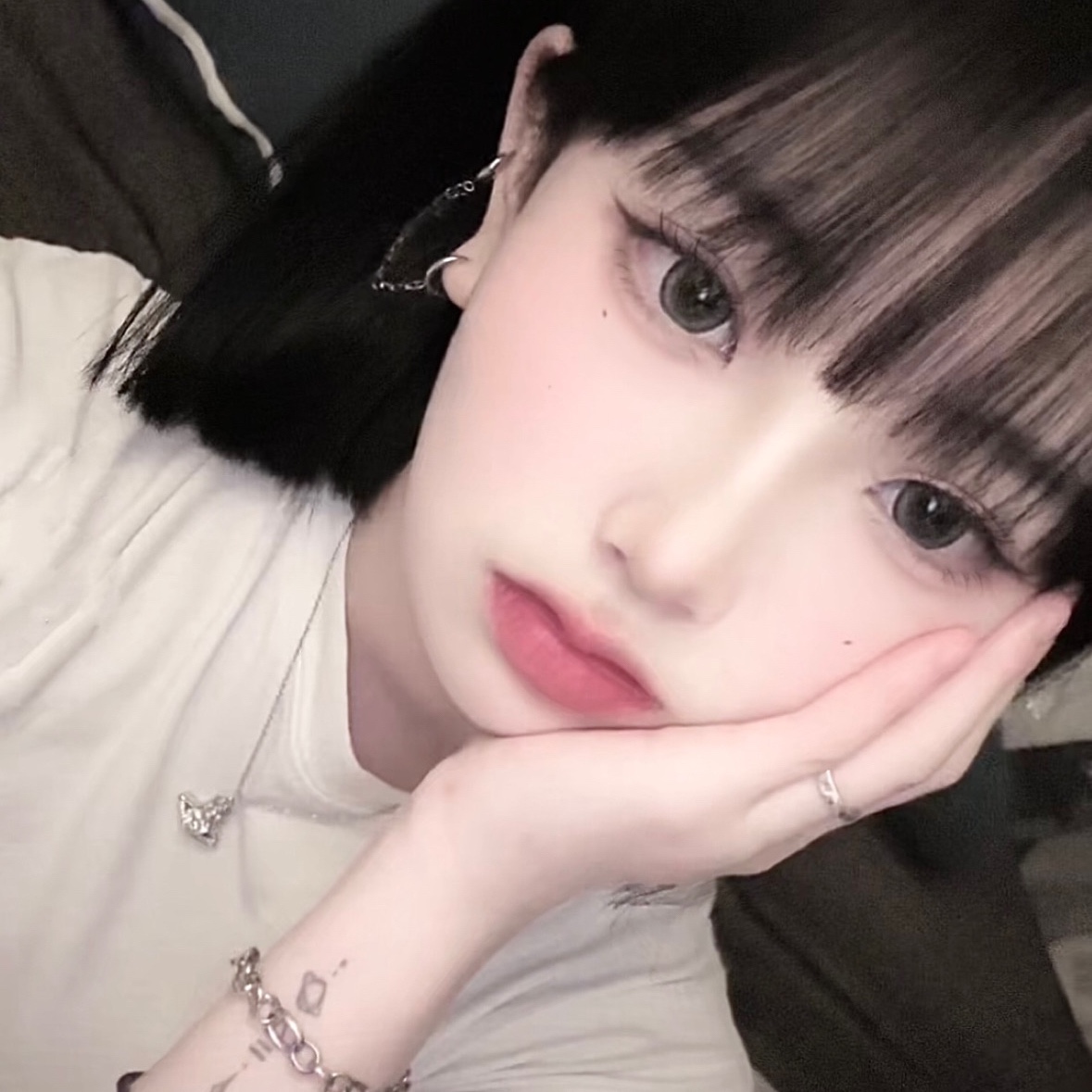 🖤 🏻🩶 | KREAM