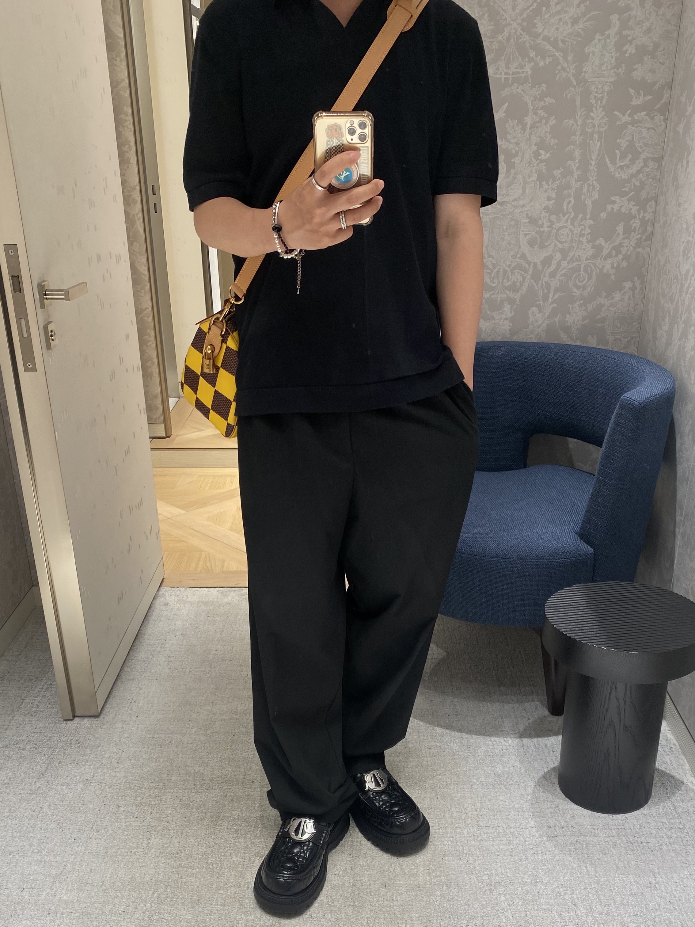 #diorbuffaloloafercannageleather 해시태그 STYLE | KREAM