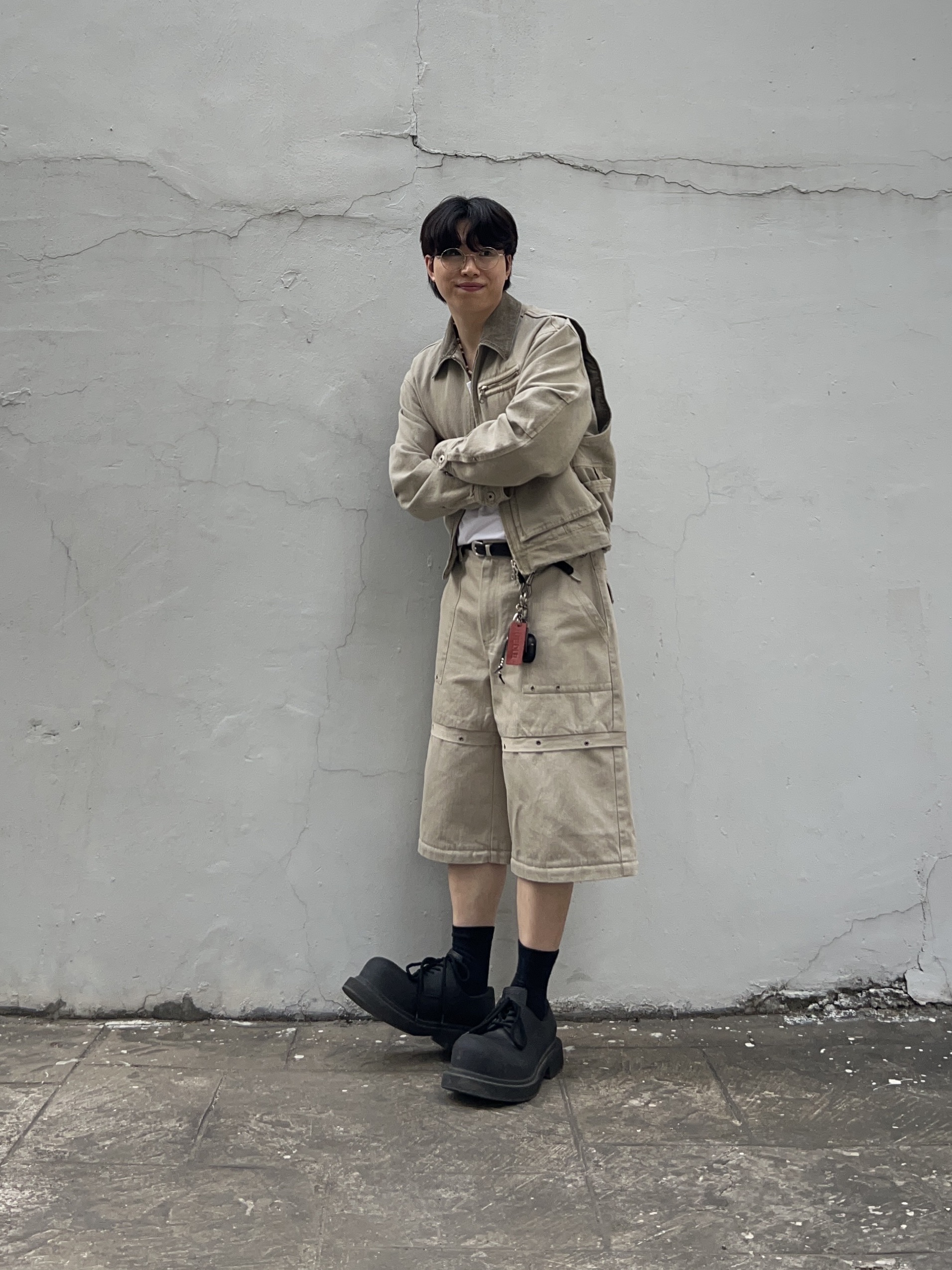 💛🤍🖤 | KREAM