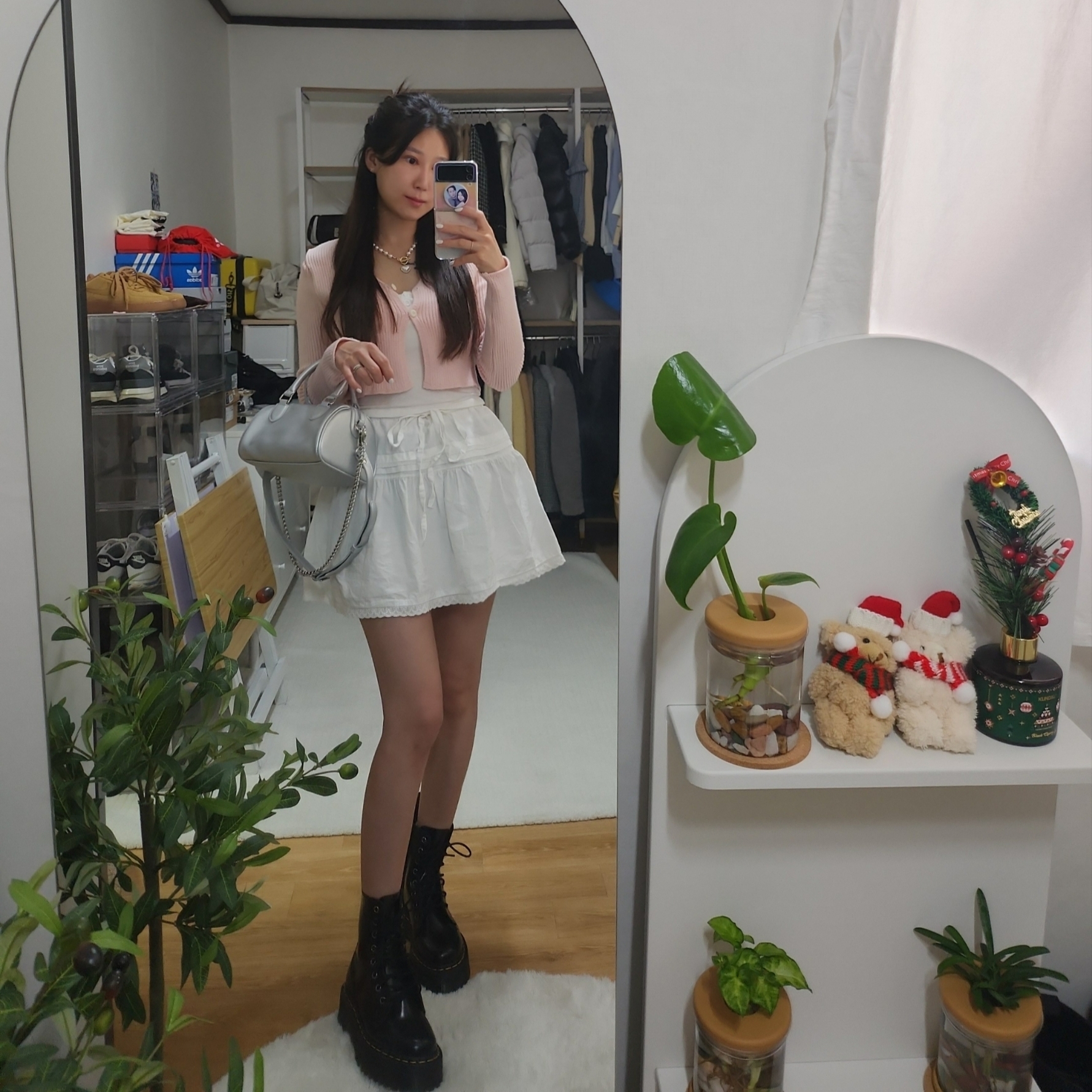 시여니 (@siyeon327) 님의 게시물 | KREAM