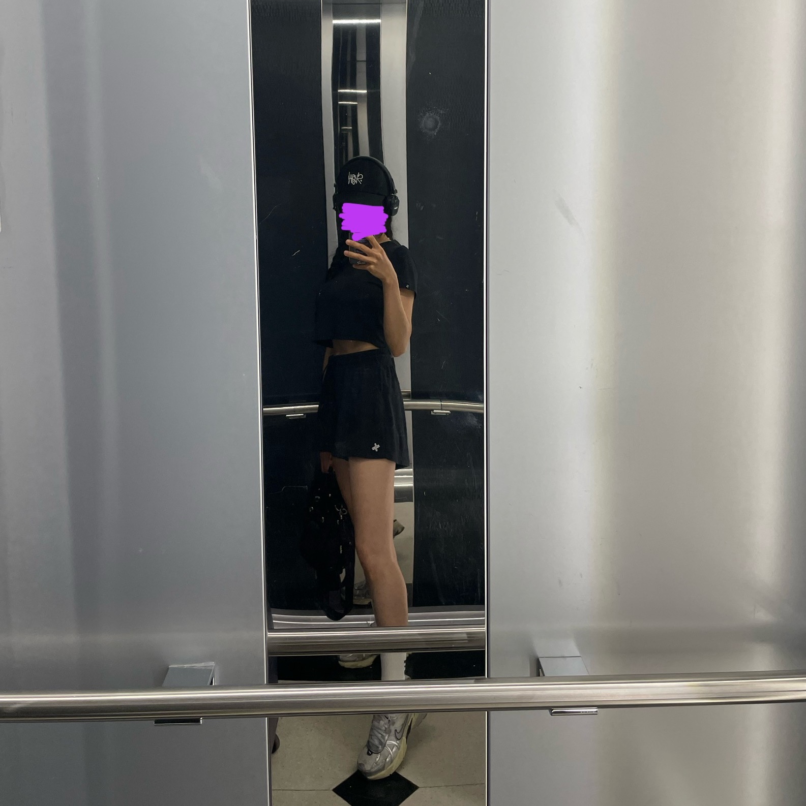 (@zn8p50) 님의 게시물 | KREAM