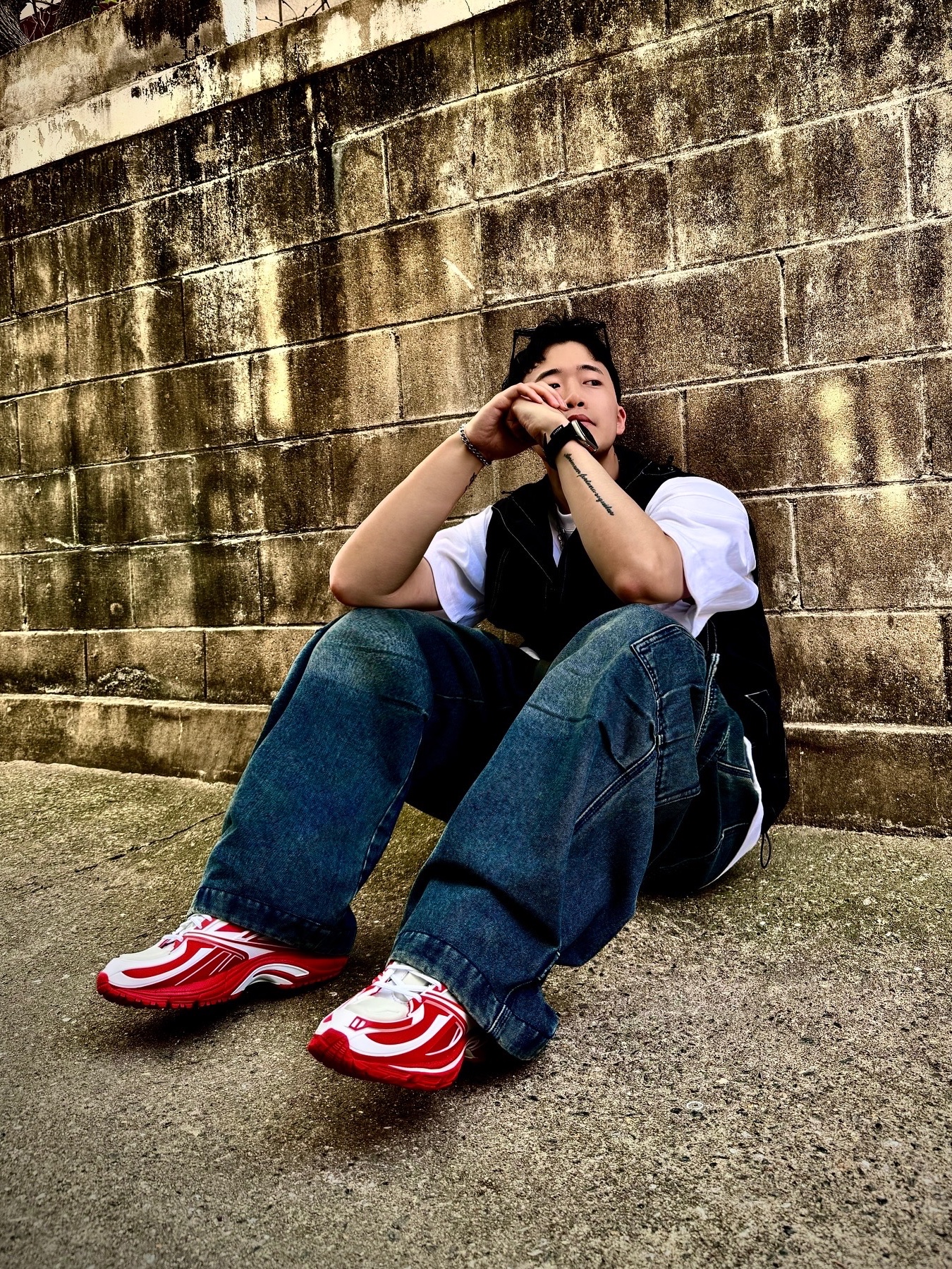 탁 (@tak_s) 님의 게시물 | KREAM