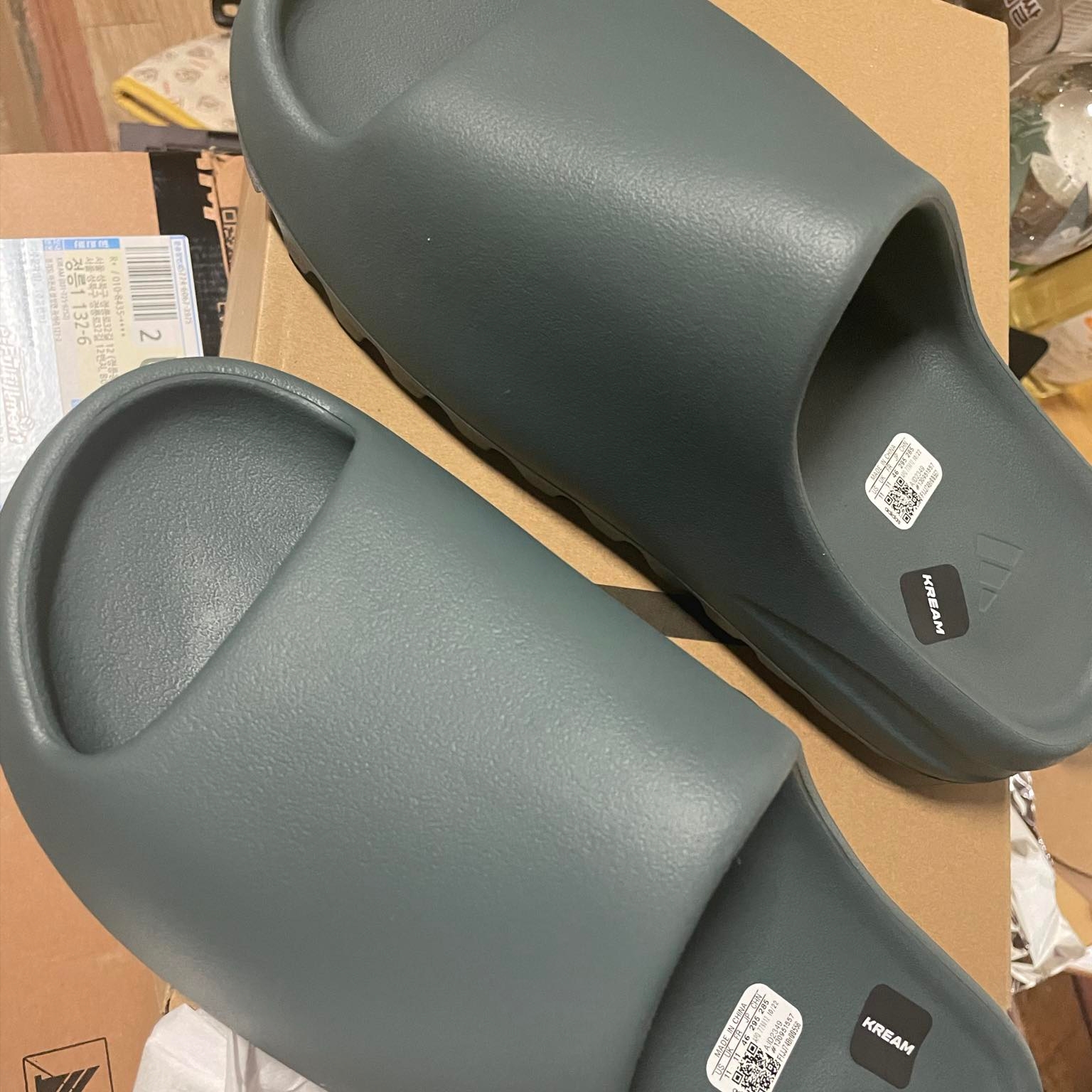 love this colorway | KREAM