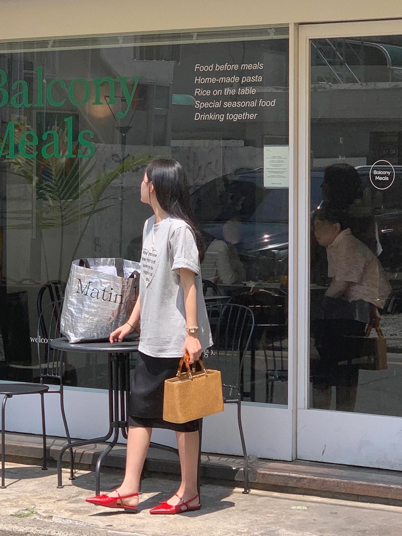 일욜 가지마,,,😭🌹 | KREAM