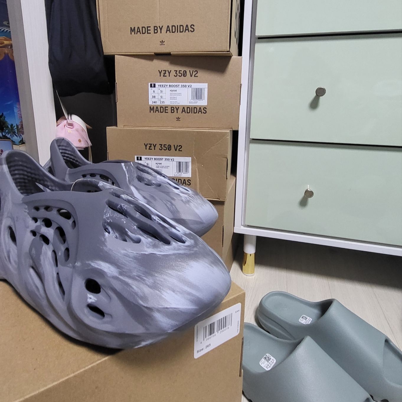 꽁 (@ggong____1654) 님의 게시물 | KREAM