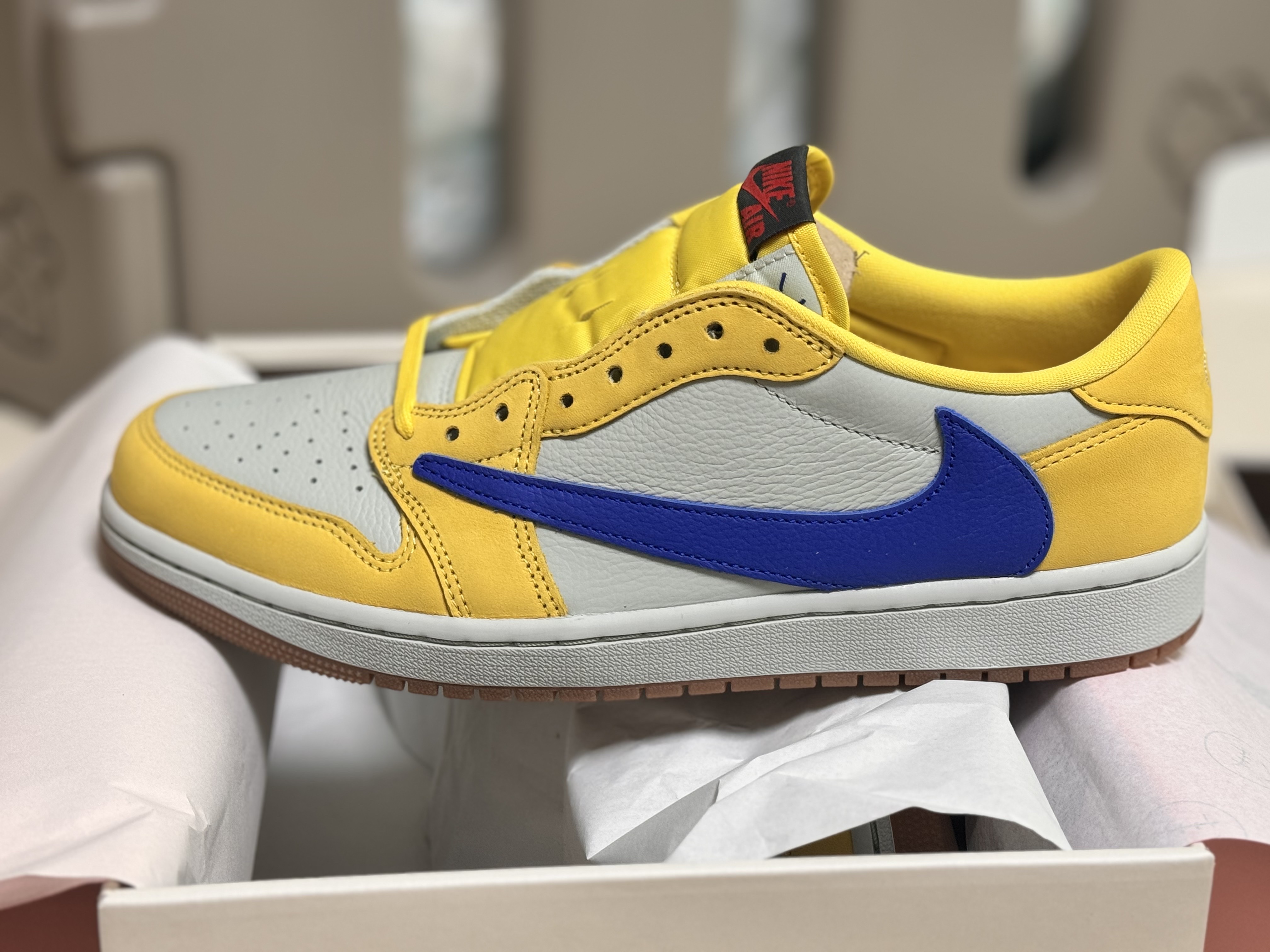 (@berrg) 님의 게시물 | KREAM