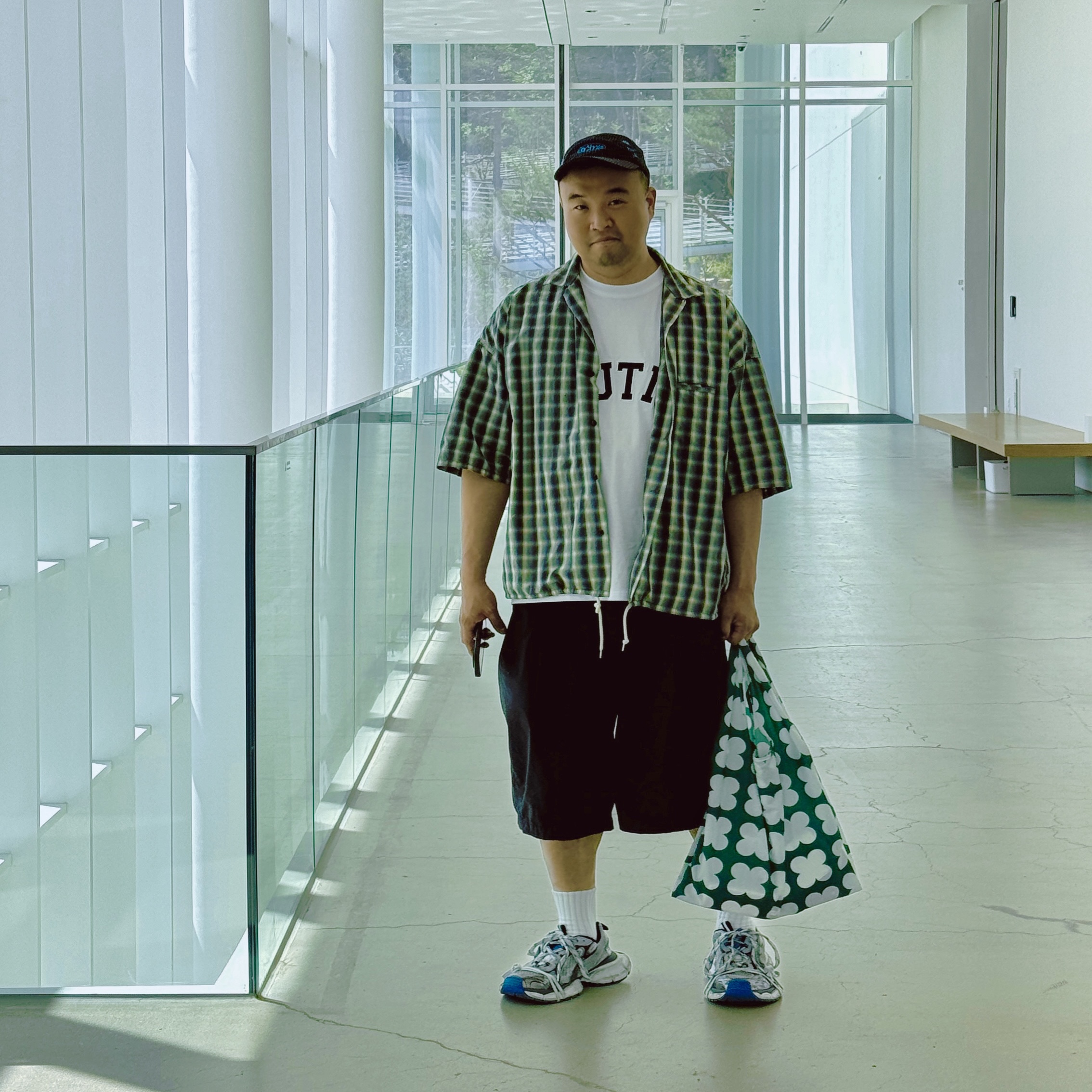 바쿠 (@baku_jun) 님의 게시물 | KREAM