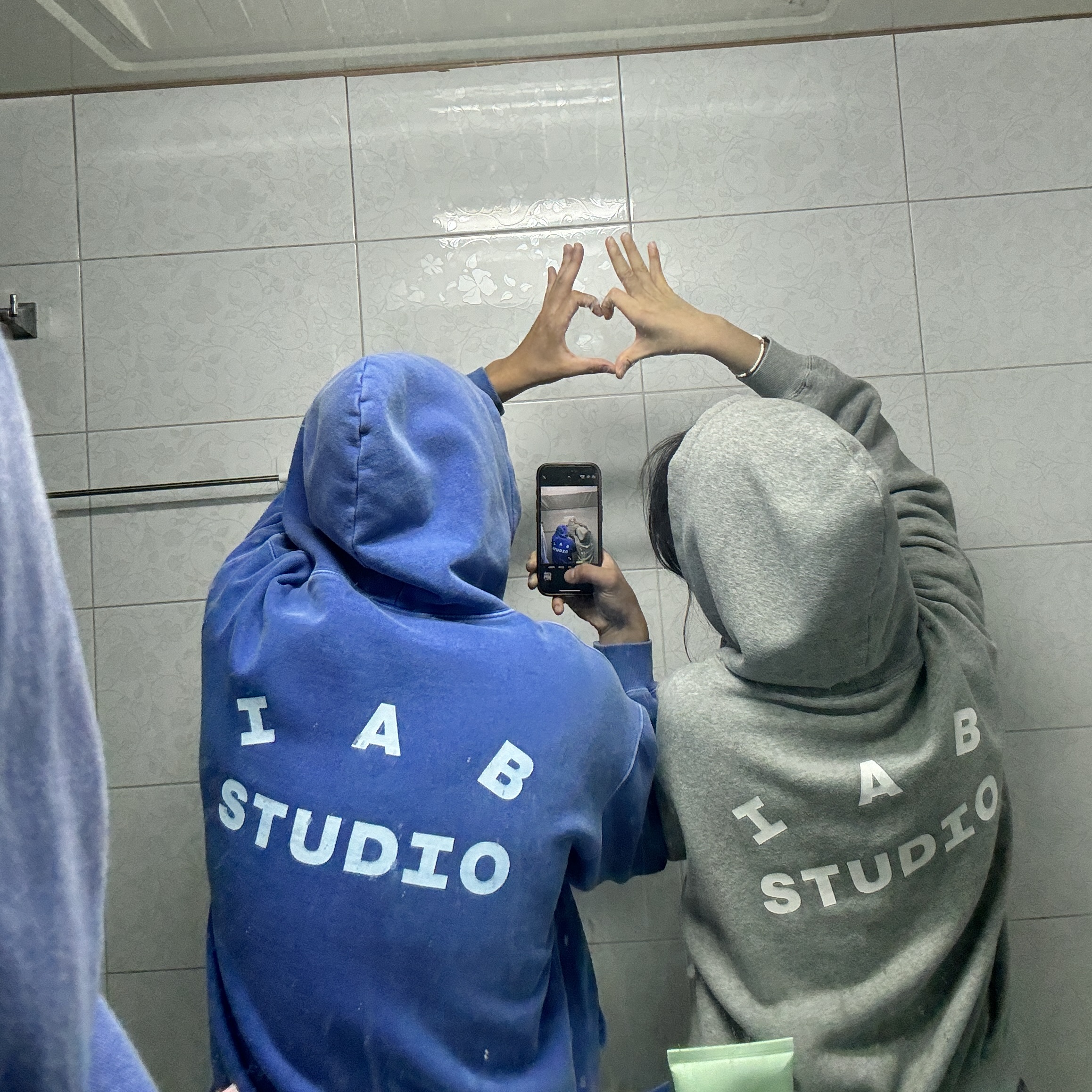 커플룩 1티어 | KREAM