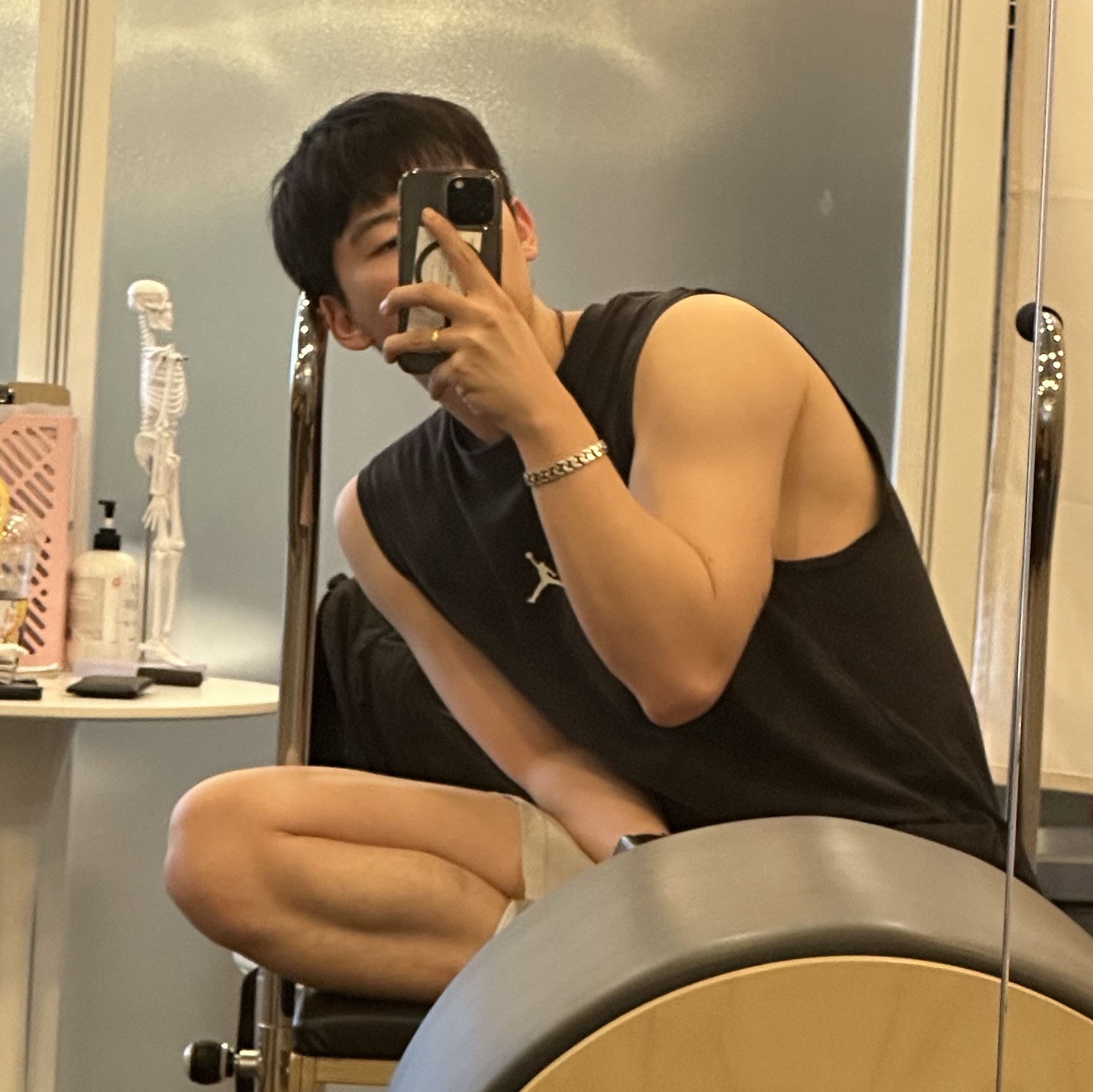 김주훈 (@jhunie_s) 님의 게시물 | KREAM