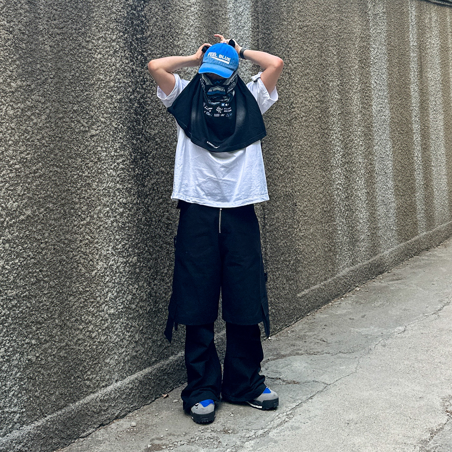 반팔 활용법 | KREAM