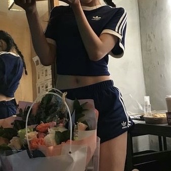 신발브론즈 (@qkrtjsrb) 님의 게시물 | KREAM