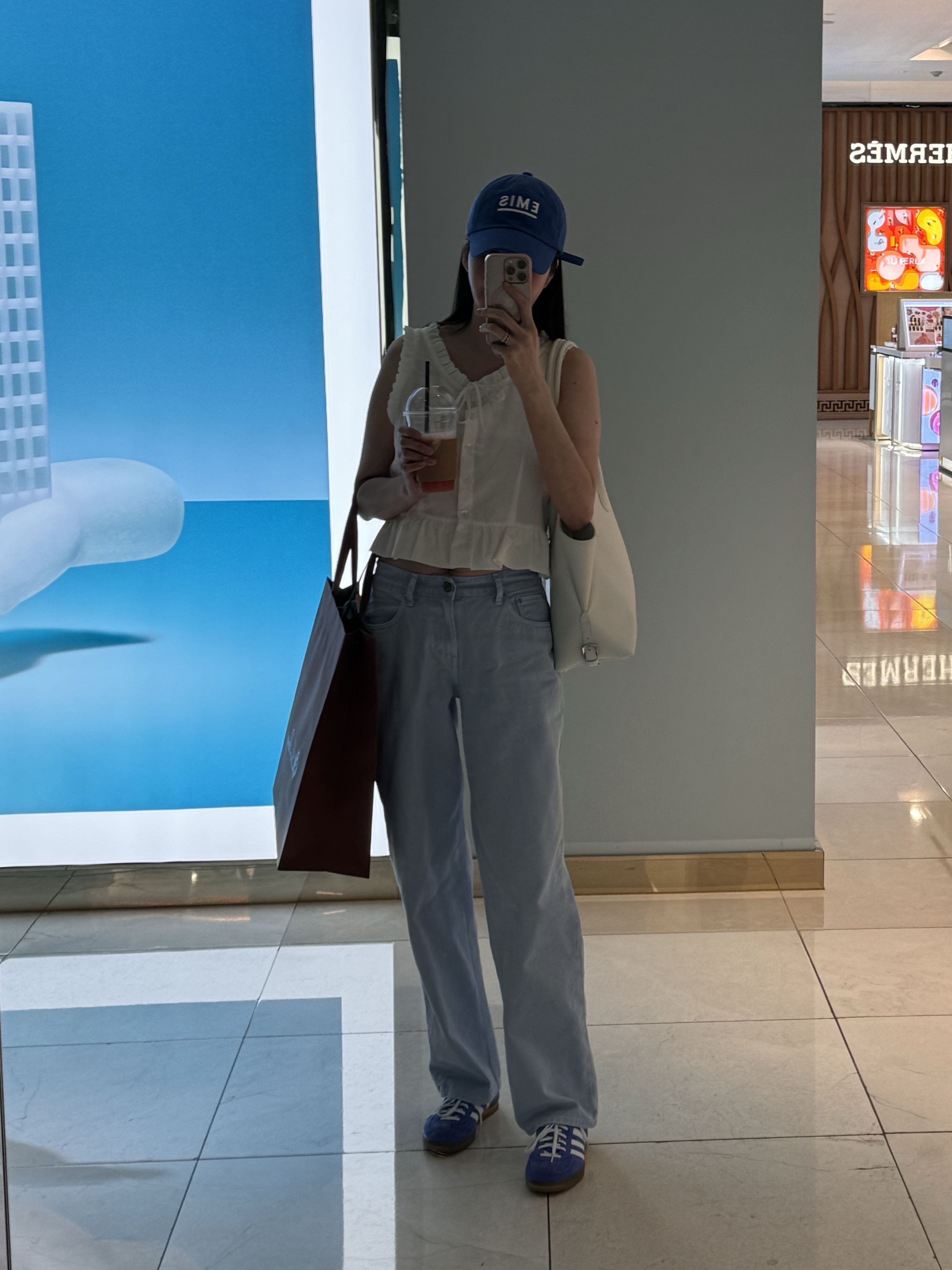 (@uu_love) 님의 게시물 | KREAM