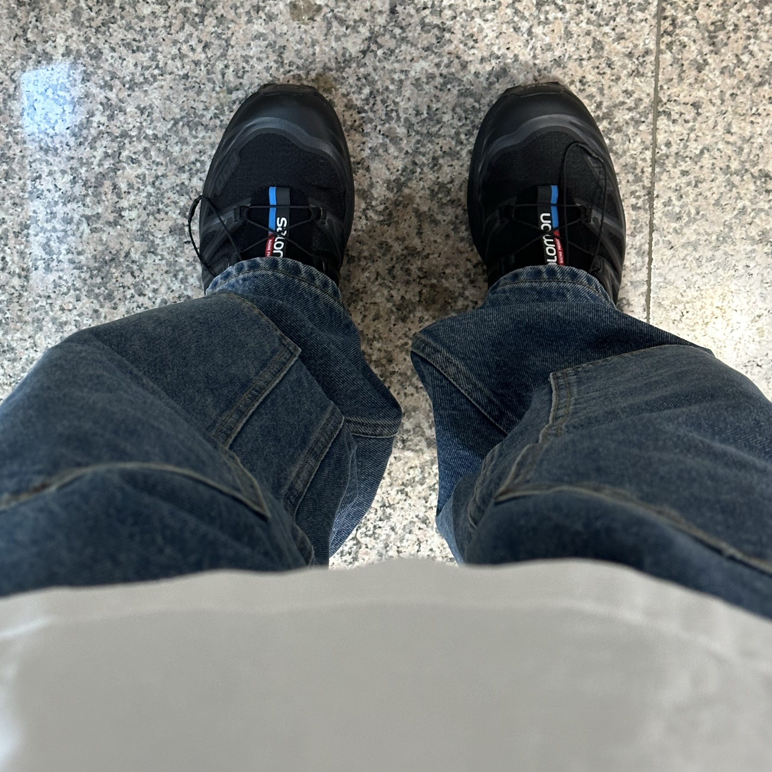 노익스플로이드 (@00yyy) 님의 게시물 | KREAM