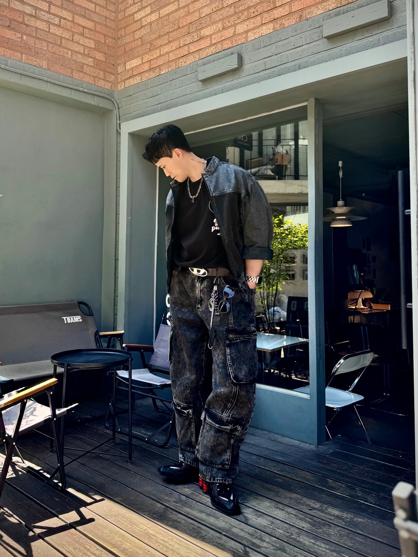 탁 (@tak_s) 님의 게시물 | KREAM