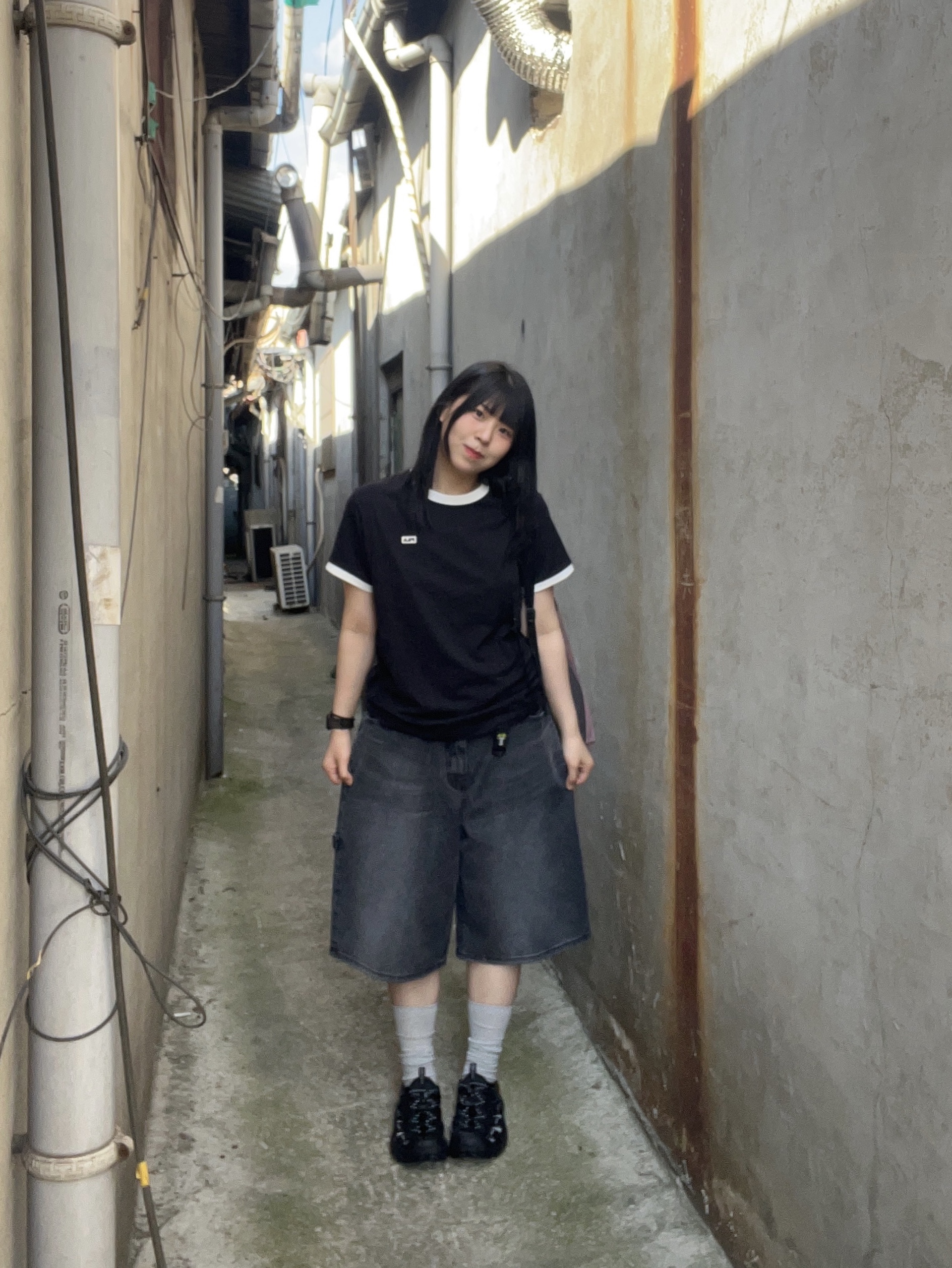 샌들🤍🖤 | KREAM