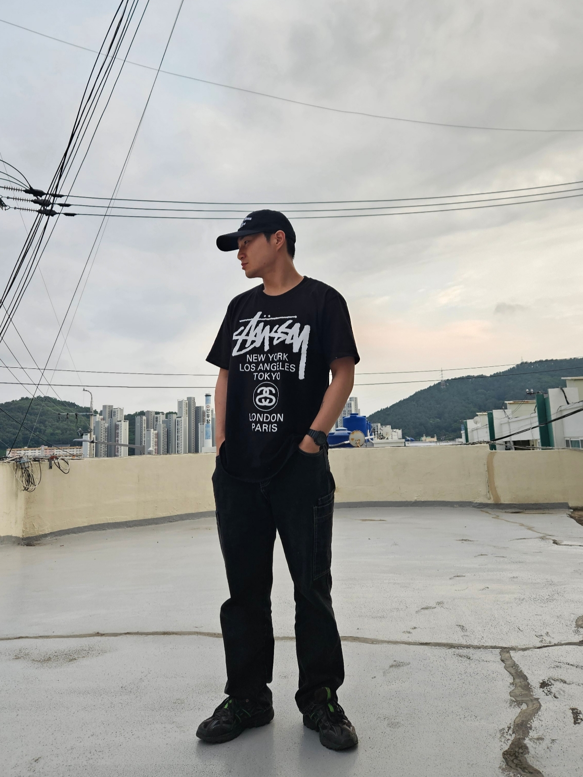 용지 (@_08.14.jyj_) 님의 게시물 | KREAM