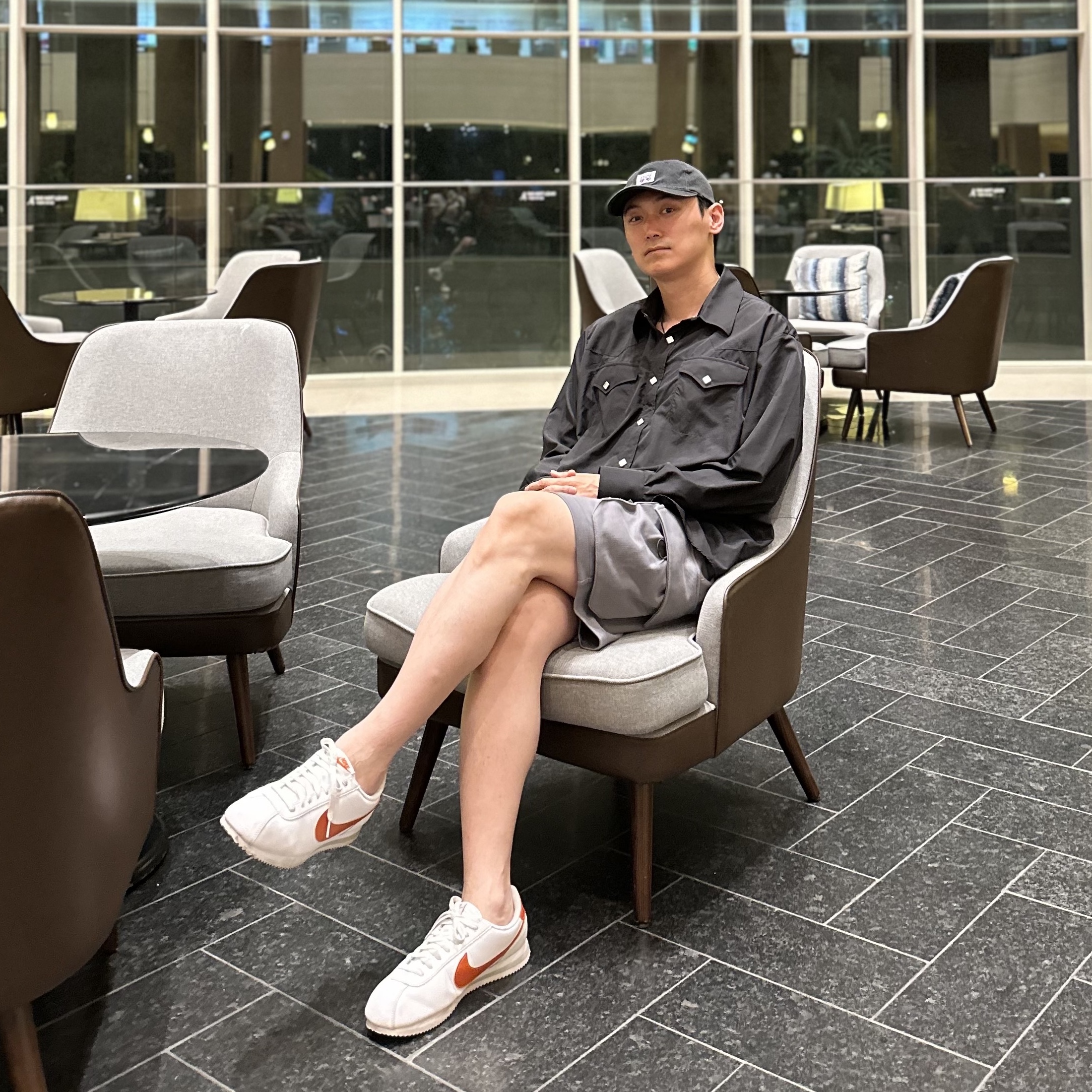 장롱이 (@_zanglong) 님의 게시물 | KREAM