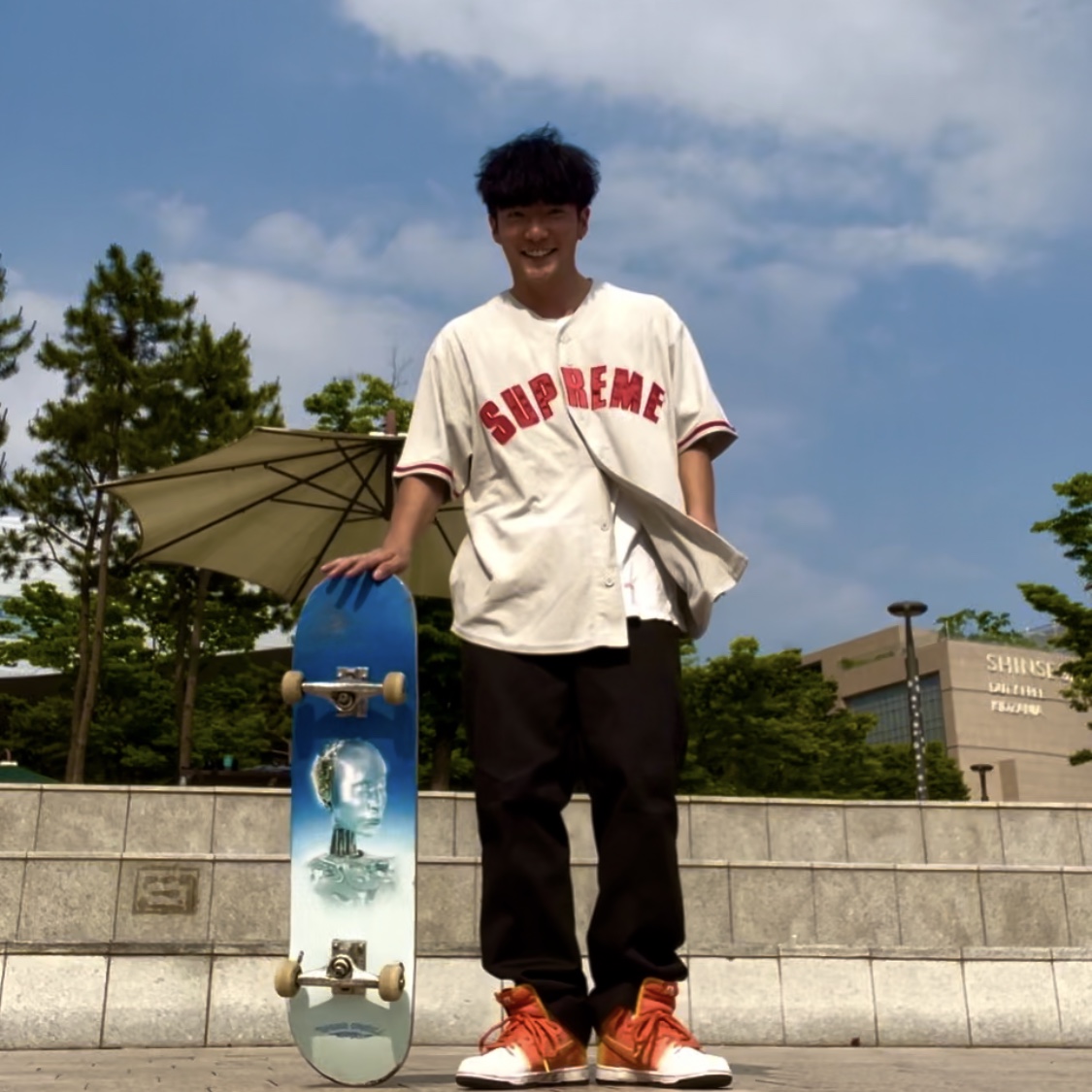 lwh0711 (@he_iee) 님의 게시물 | KREAM