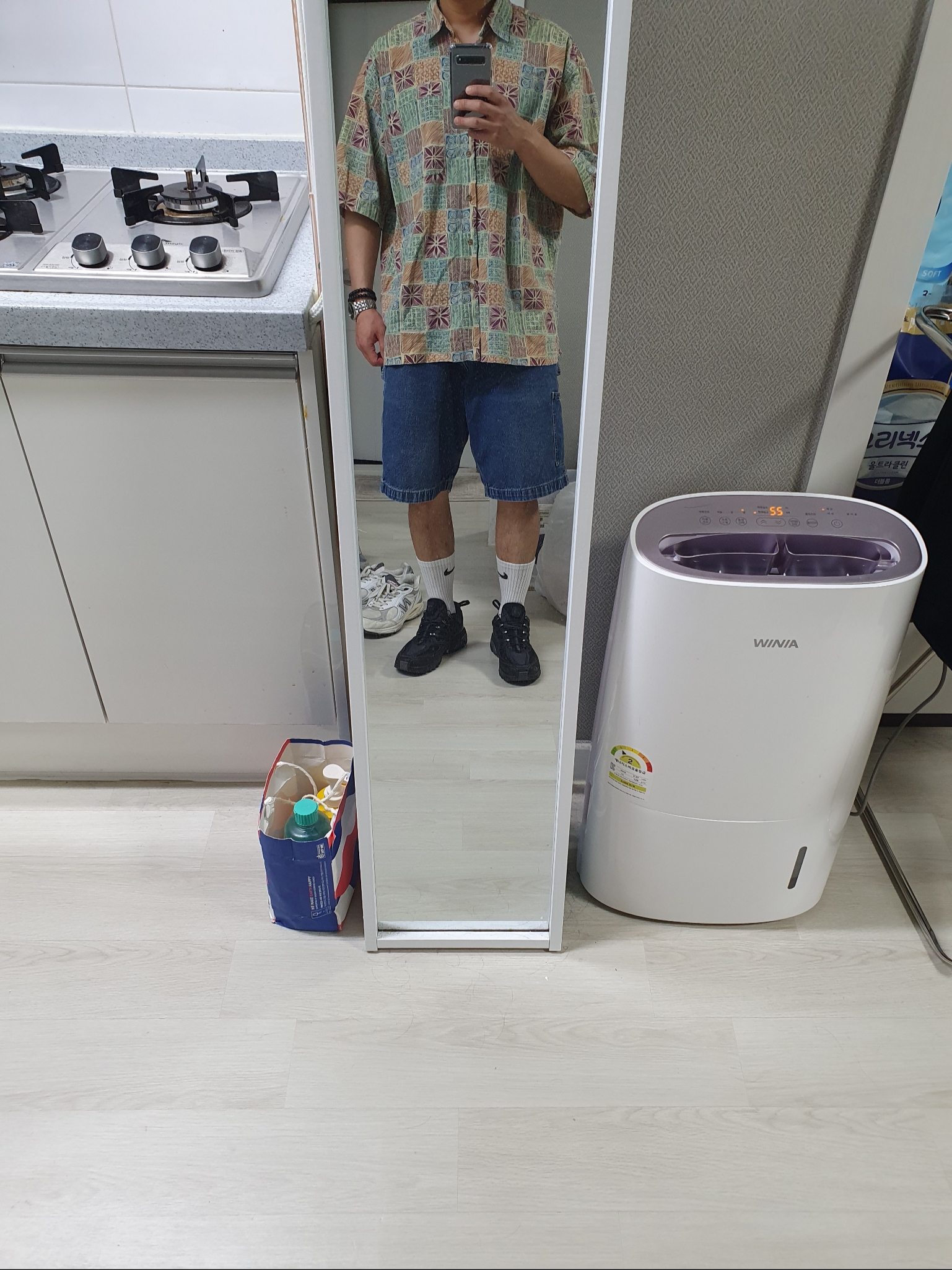 (@seven77) 님의 게시물 | KREAM