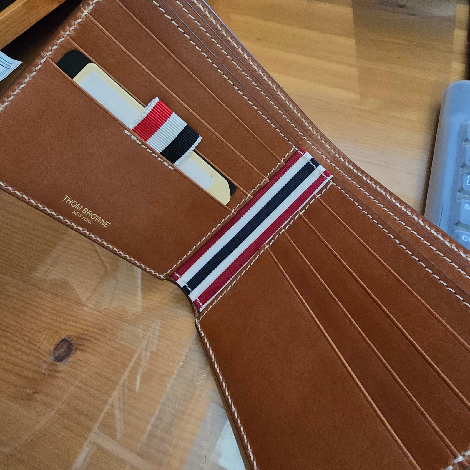 삼선 + 스티치..!! | KREAM