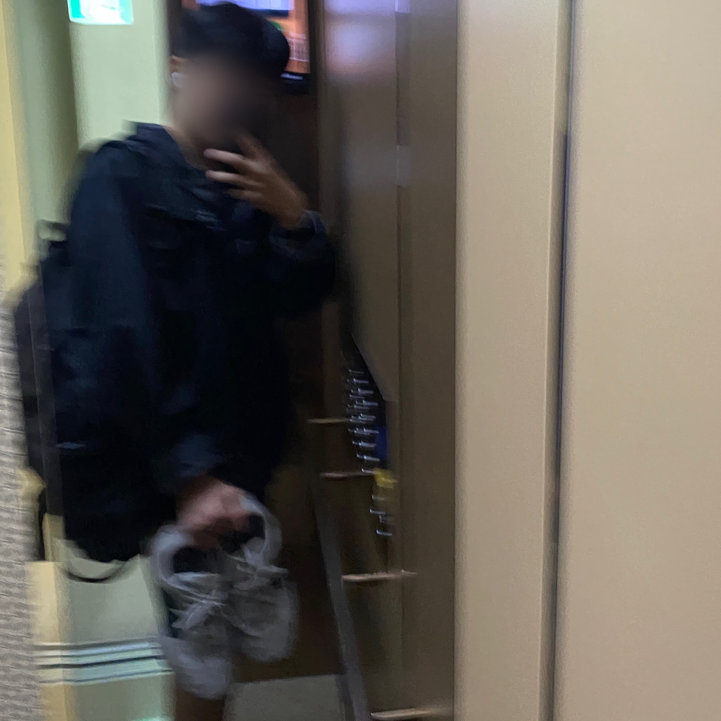 (@josephx_jh) 님의 게시물 | KREAM