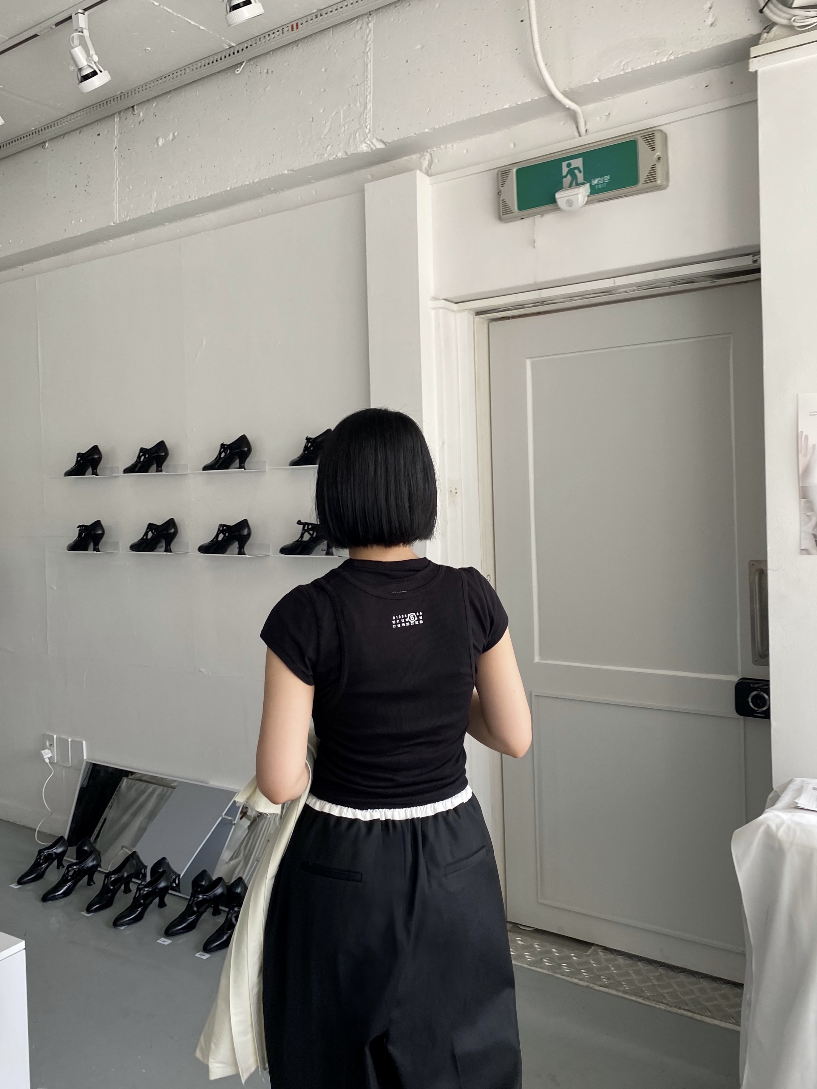 정이 (@wjdd__l) 님의 게시물 | KREAM