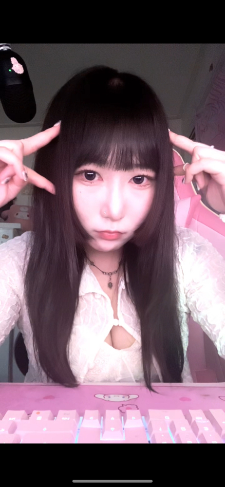 서로미 (@seoromi) 님의 게시물 | KREAM