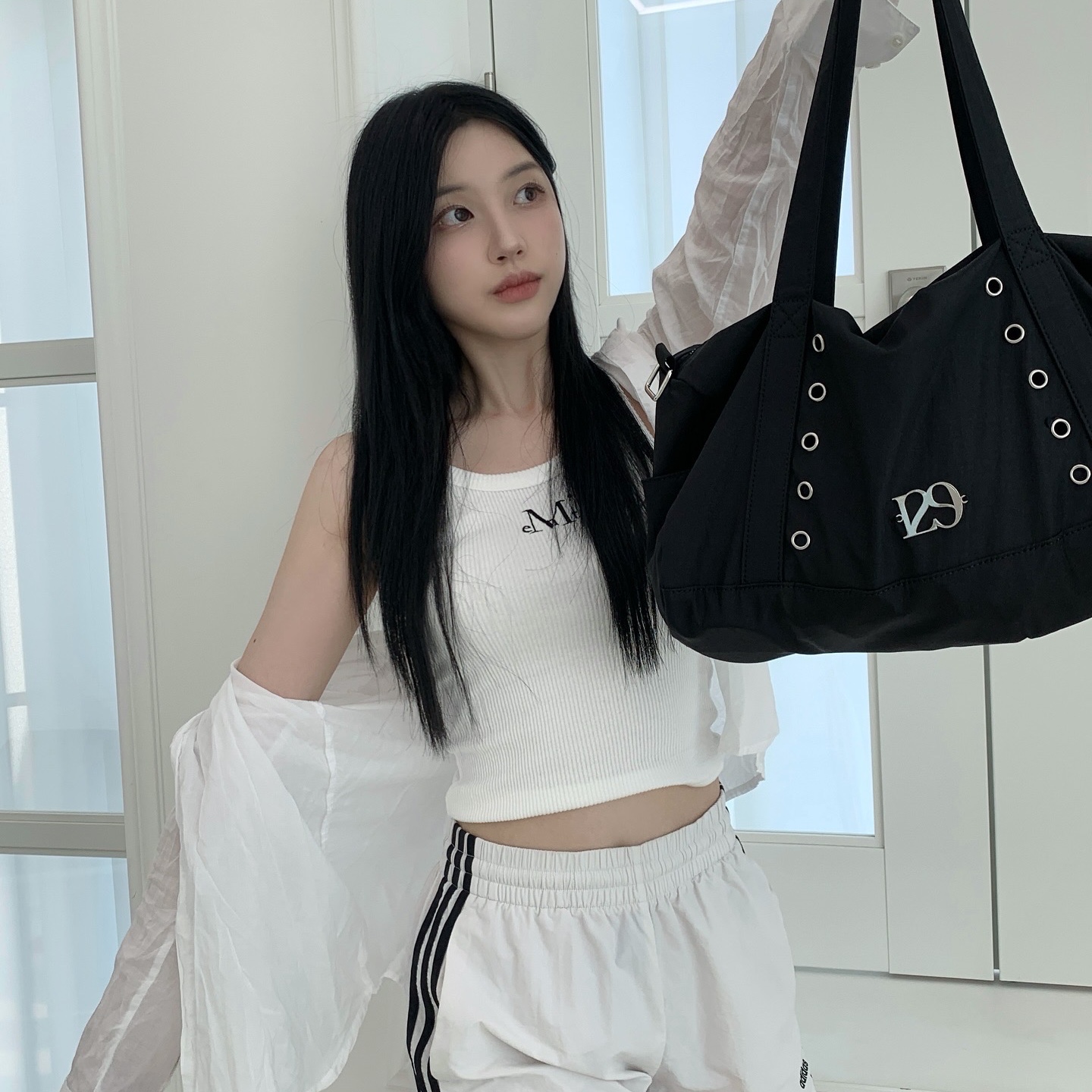 illigo (@illigo) 님의 게시물 | KREAM