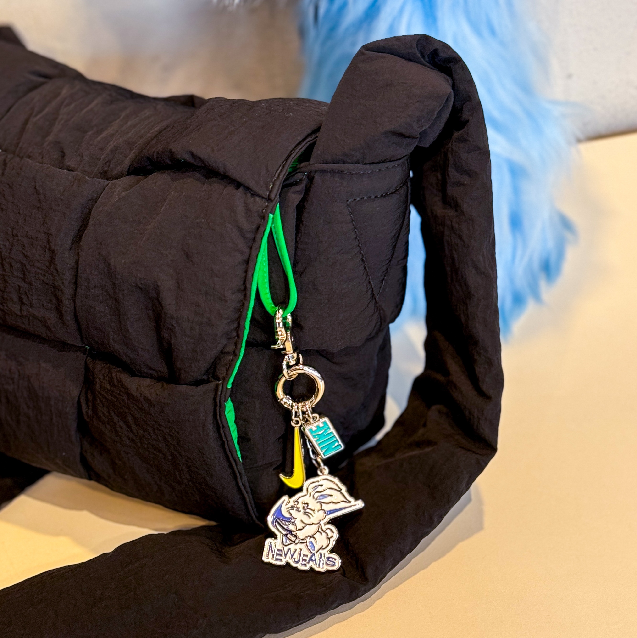 (@bnz_ing) 님의 게시물 | KREAM