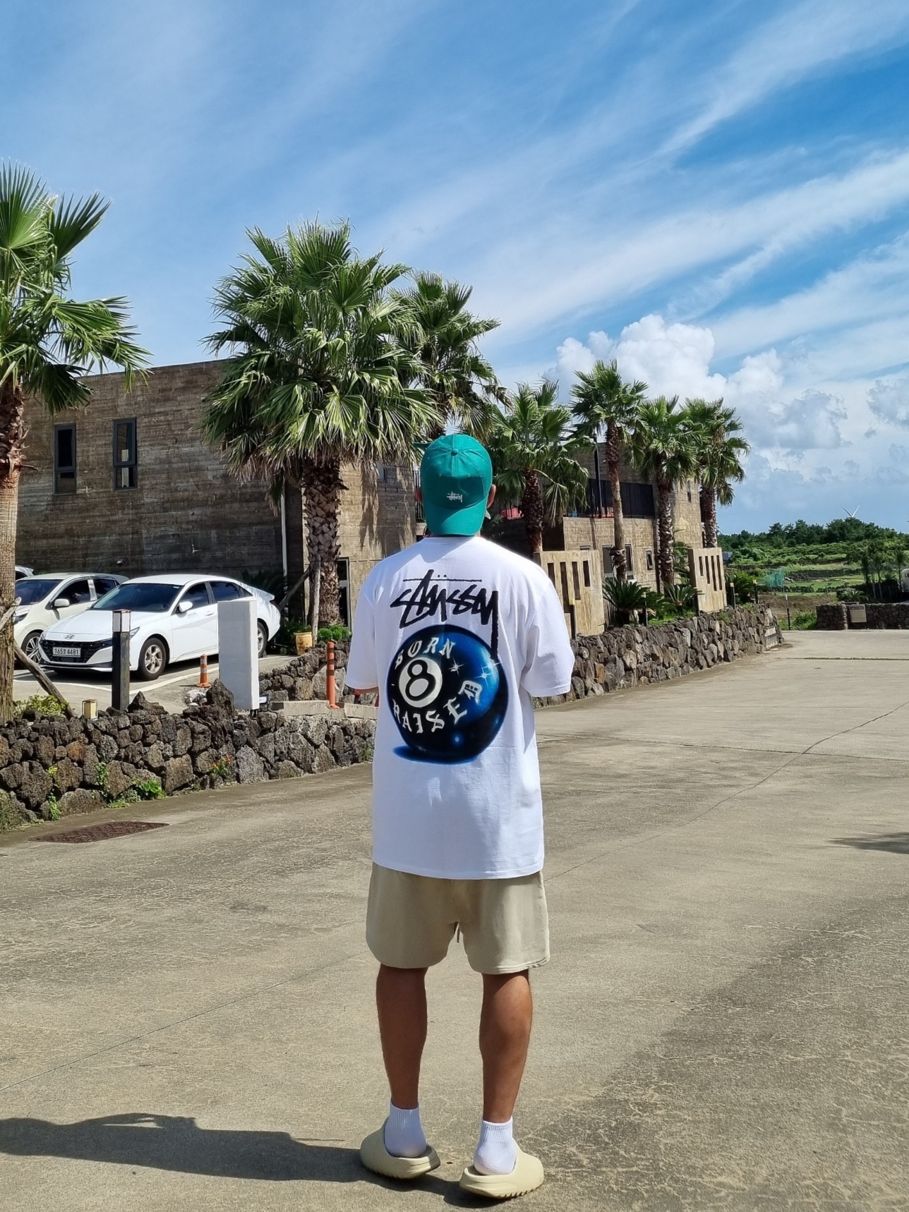 스투시 🎱 볼 (Feat. Born) | KREAM