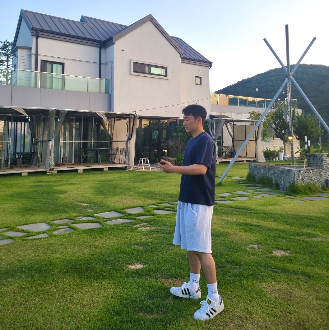 yeno (@yaa.h0) 님의 게시물 | KREAM