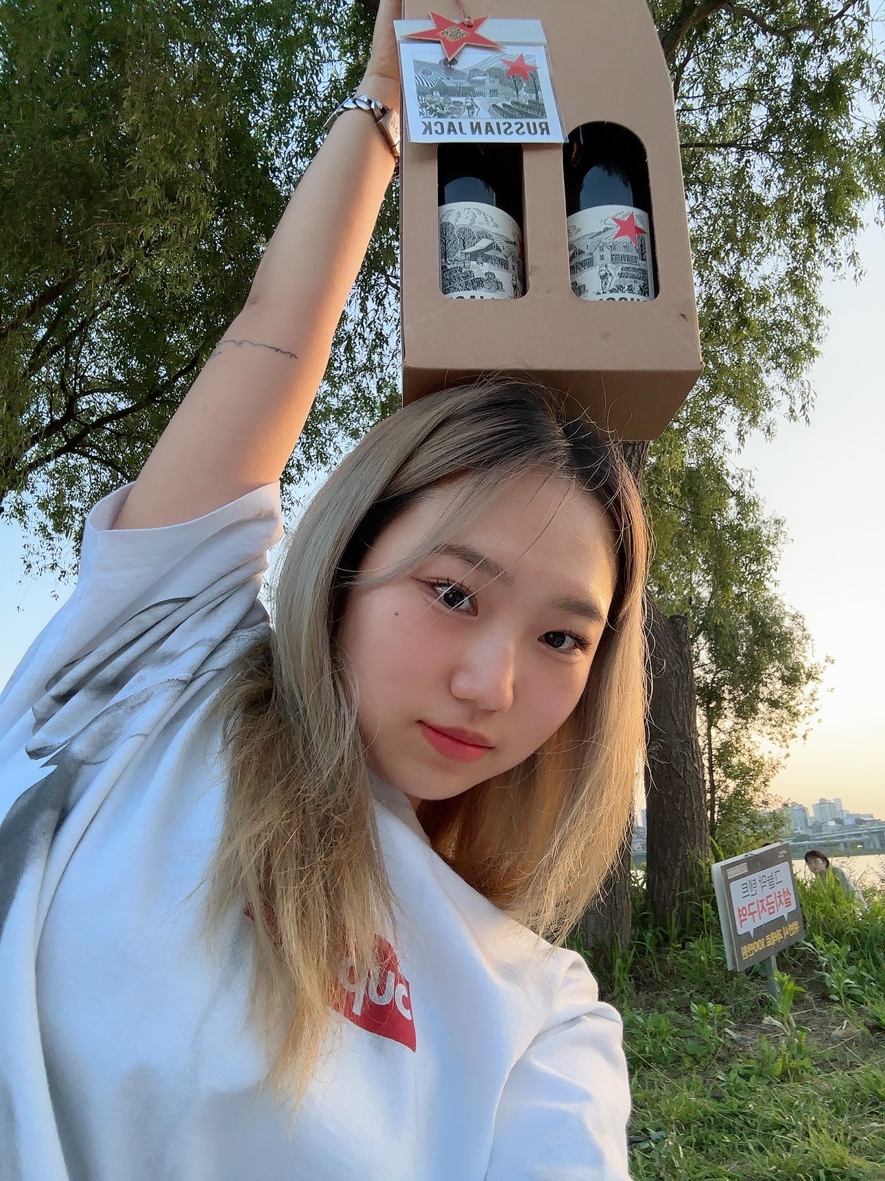 두나 (@_d2_n4) 님의 게시물 | KREAM