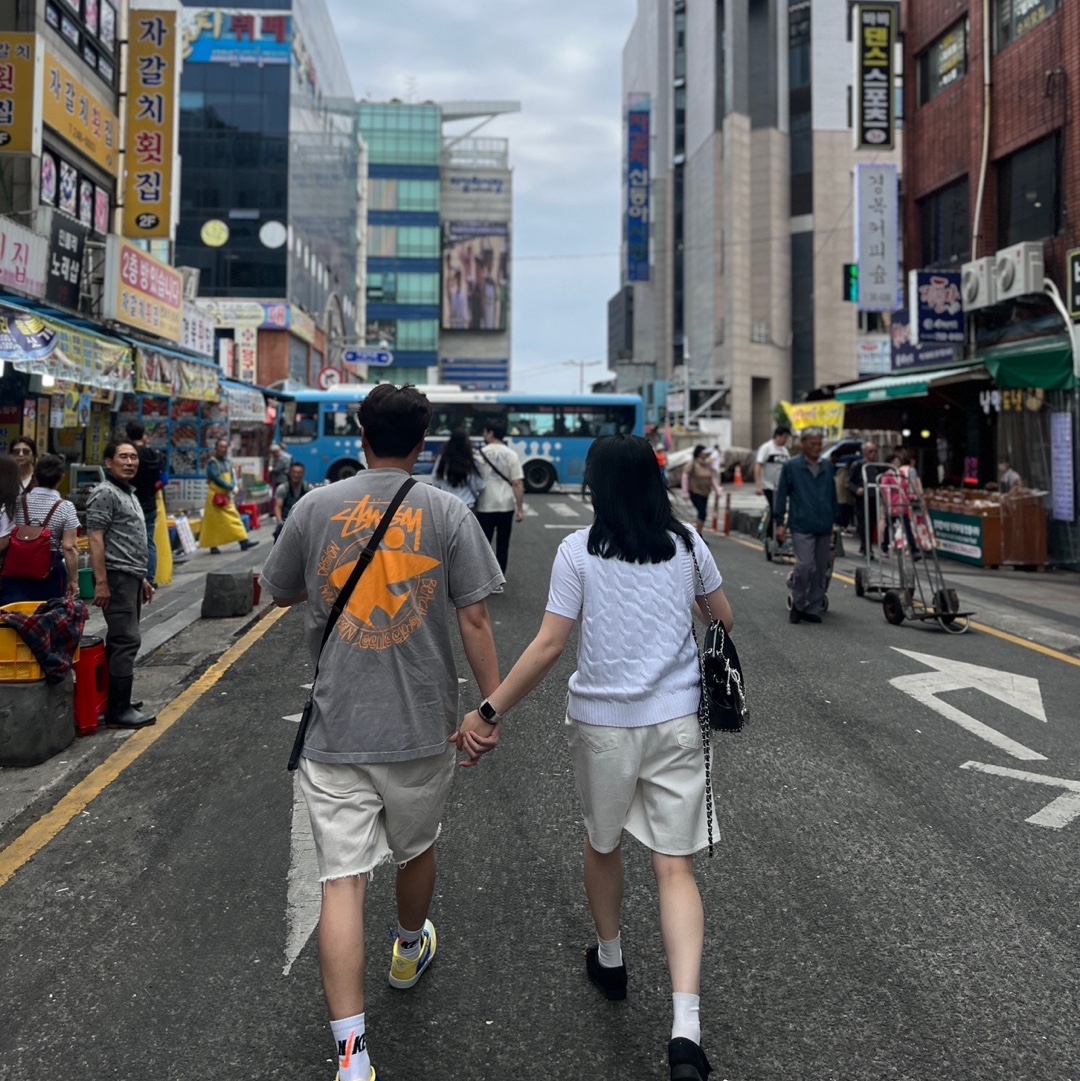 우니 (@woon_91) 님의 게시물 | KREAM