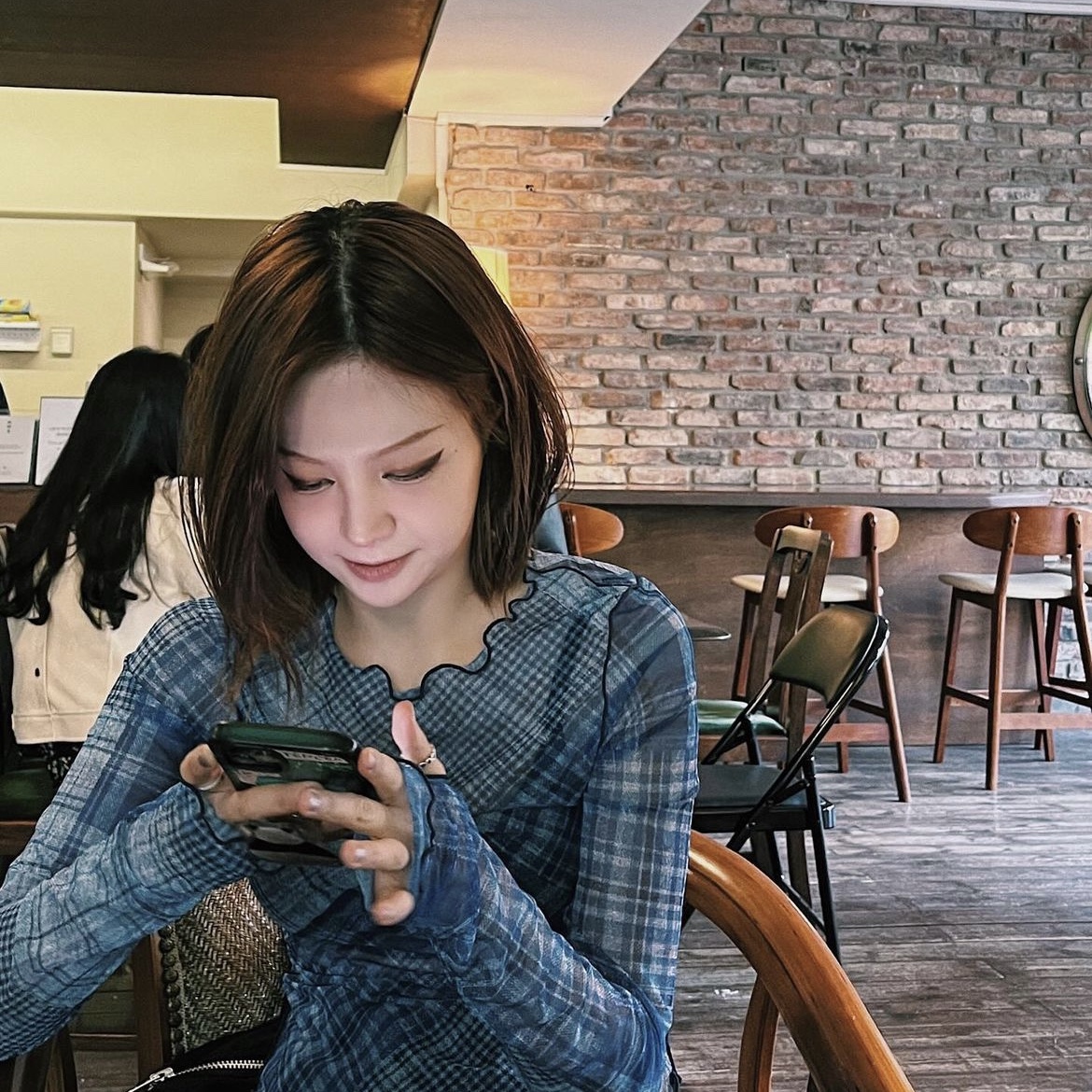 $ (@your_legacy) 님의 게시물 | KREAM