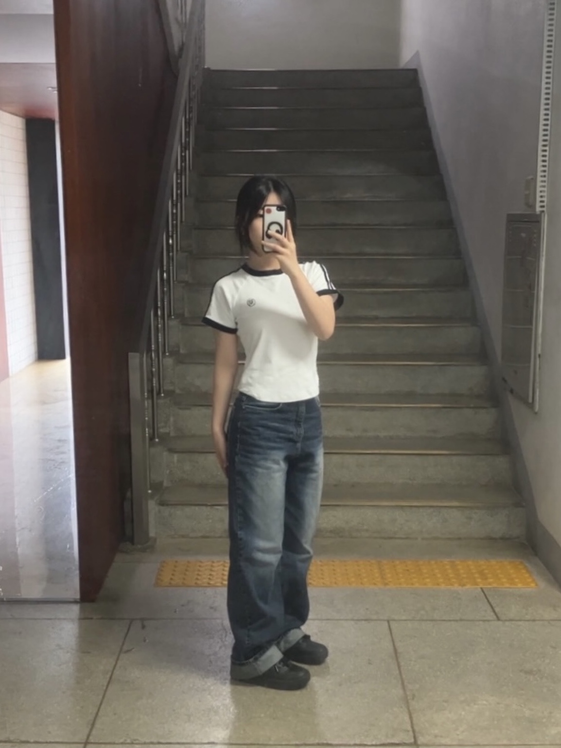 예림 (@yer_1m) 님의 게시물 | KREAM