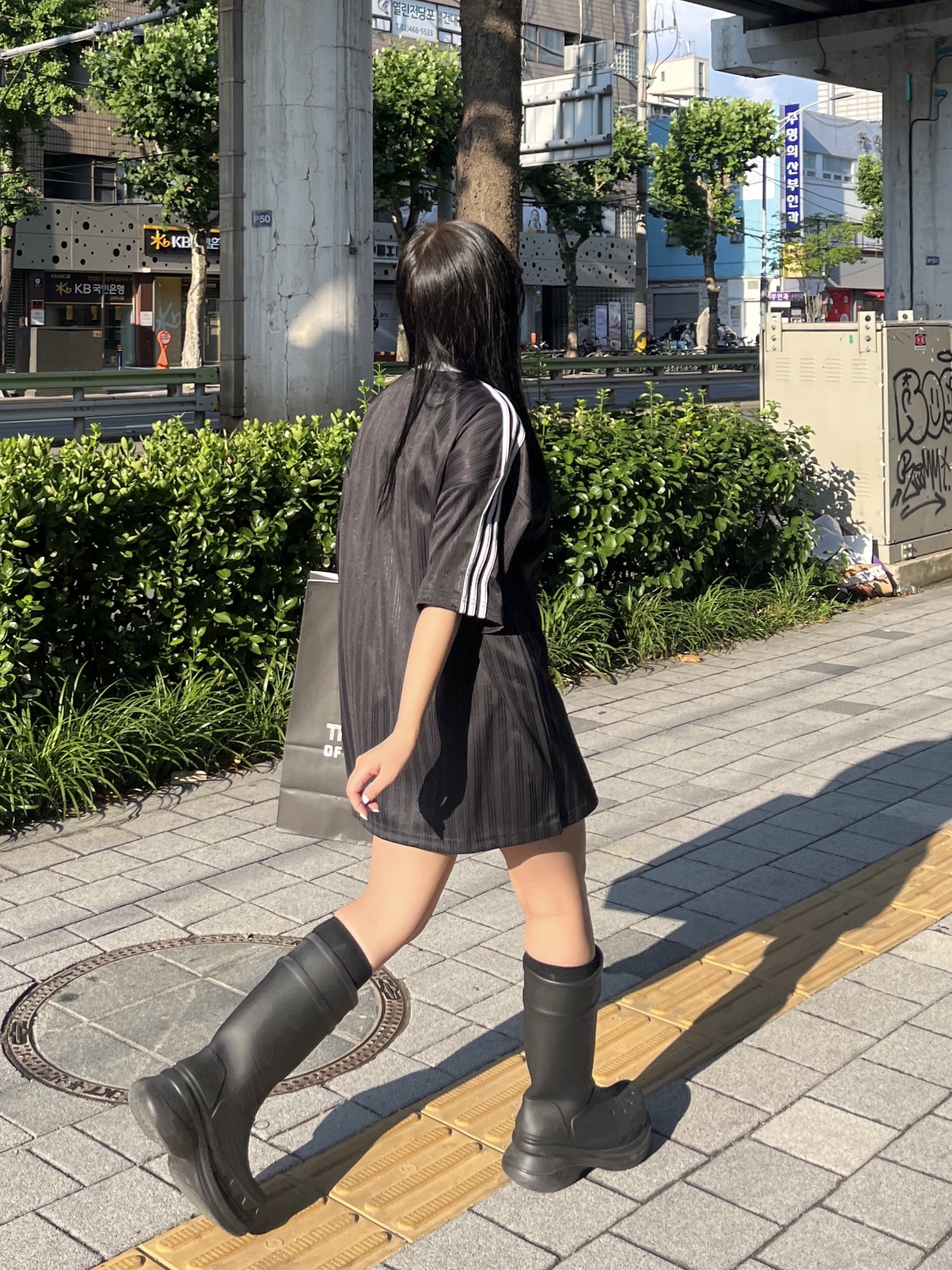 (@ajfdiexp) 님의 게시물 | KREAM