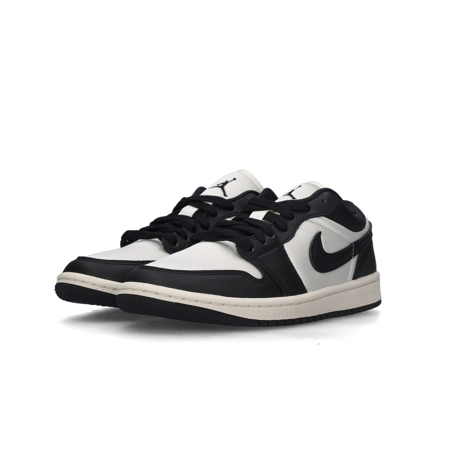 (W) 조던 1 로우 SE 세일 블랙 | KREAM